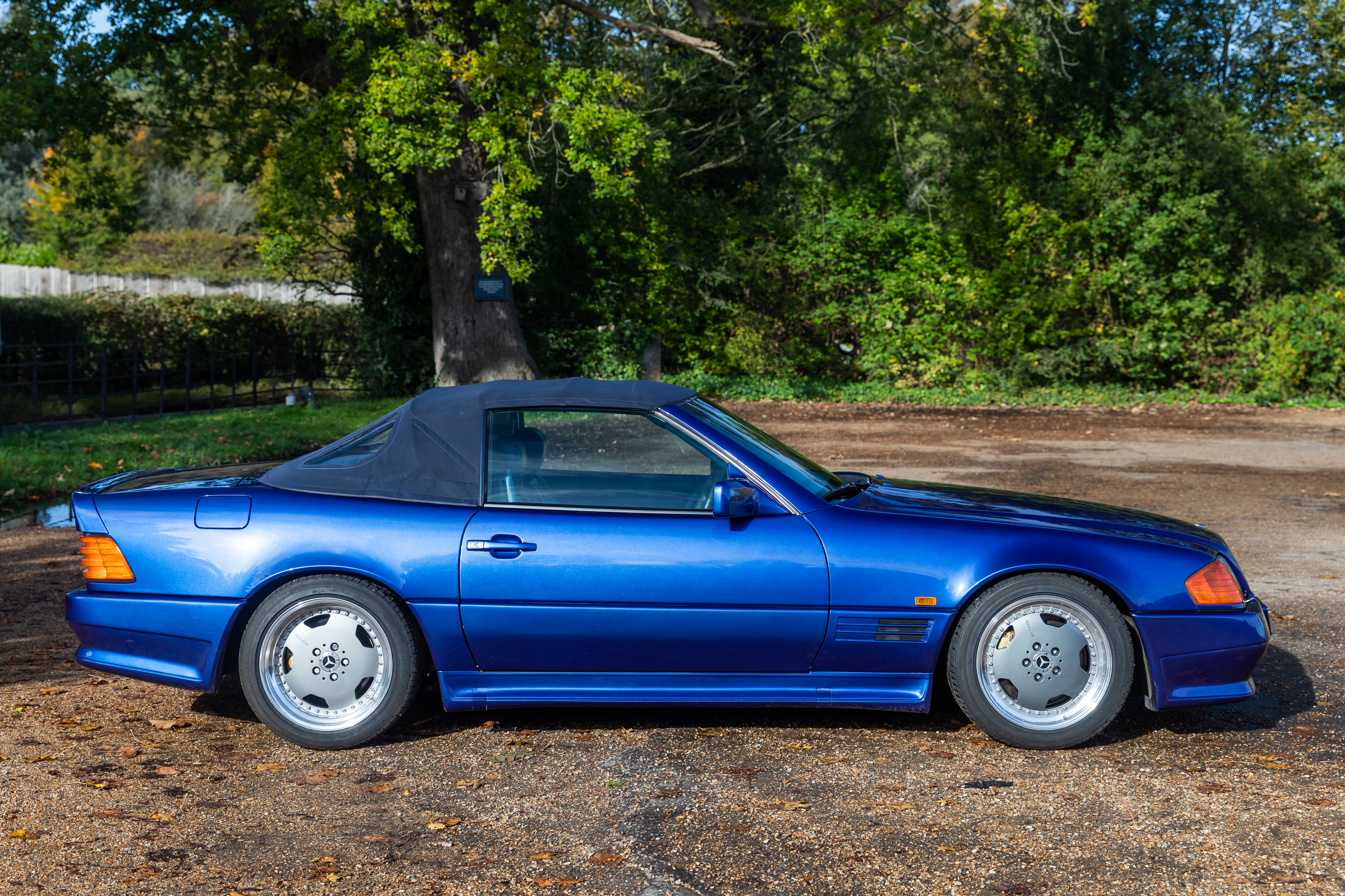 1992 MERCEDES-BENZ (R129) AMG 500 SL 6.0 for sale by auction in ...