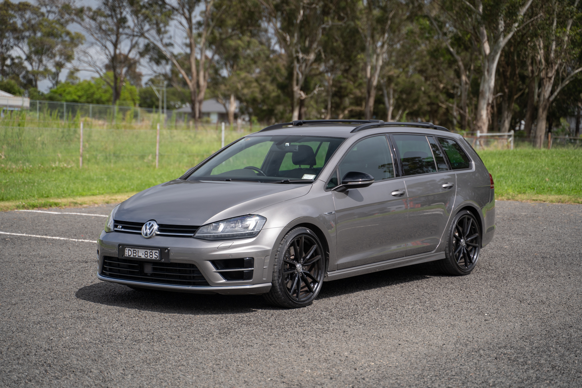 2015 VOLKSWAGEN GOLF R ESTATE - WOLFSBURG EDITION