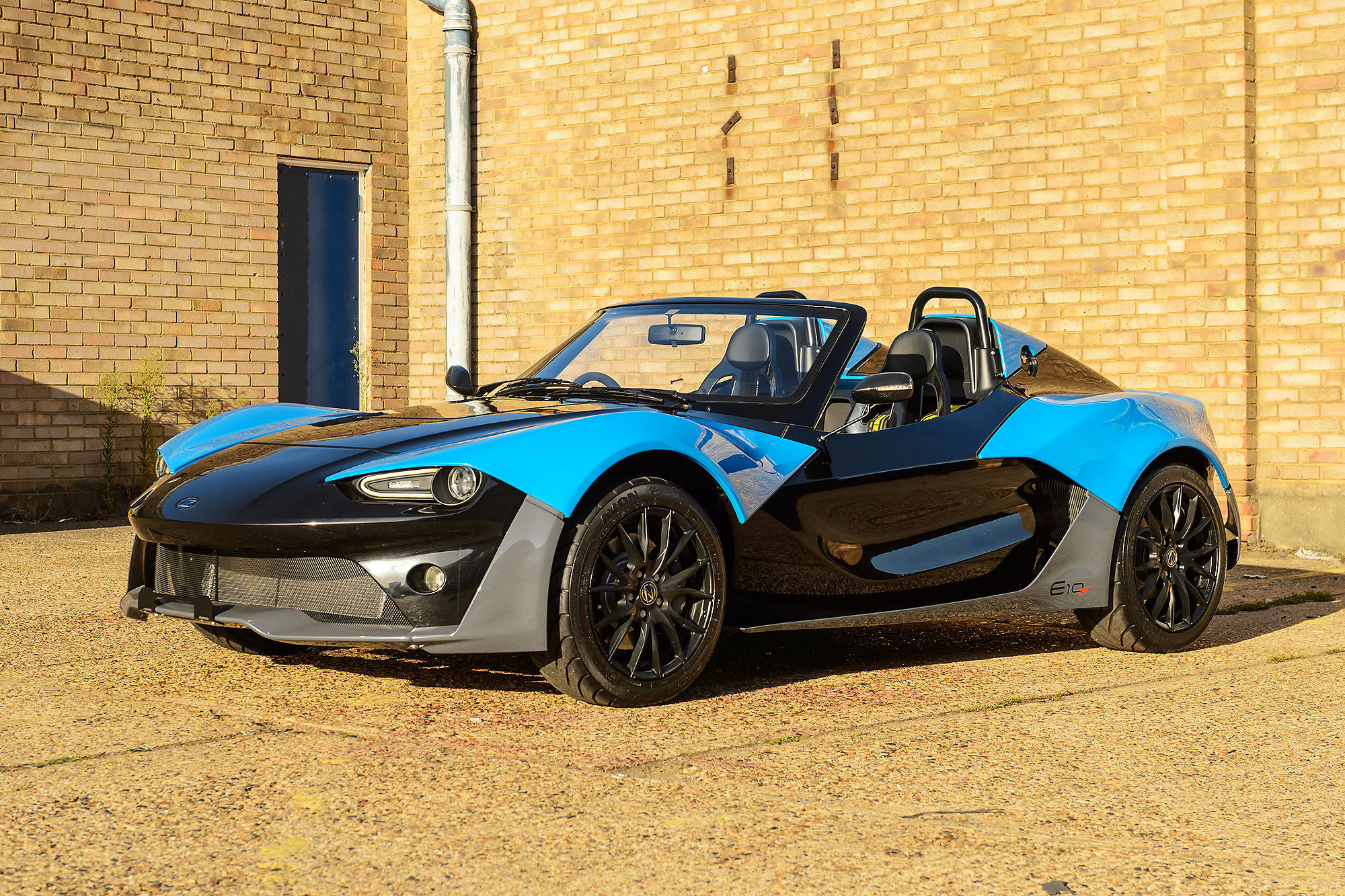 2015 ZENOS E10 S TRACK PACK - 78 MILES