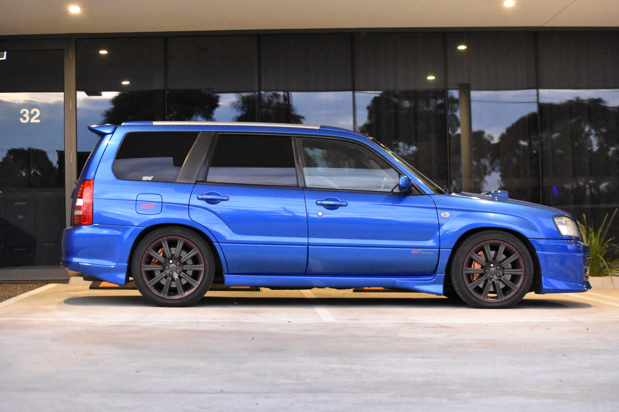 2004 SUBARU FORESTER STI SG9 for sale by auction in Springvale, VIC ...