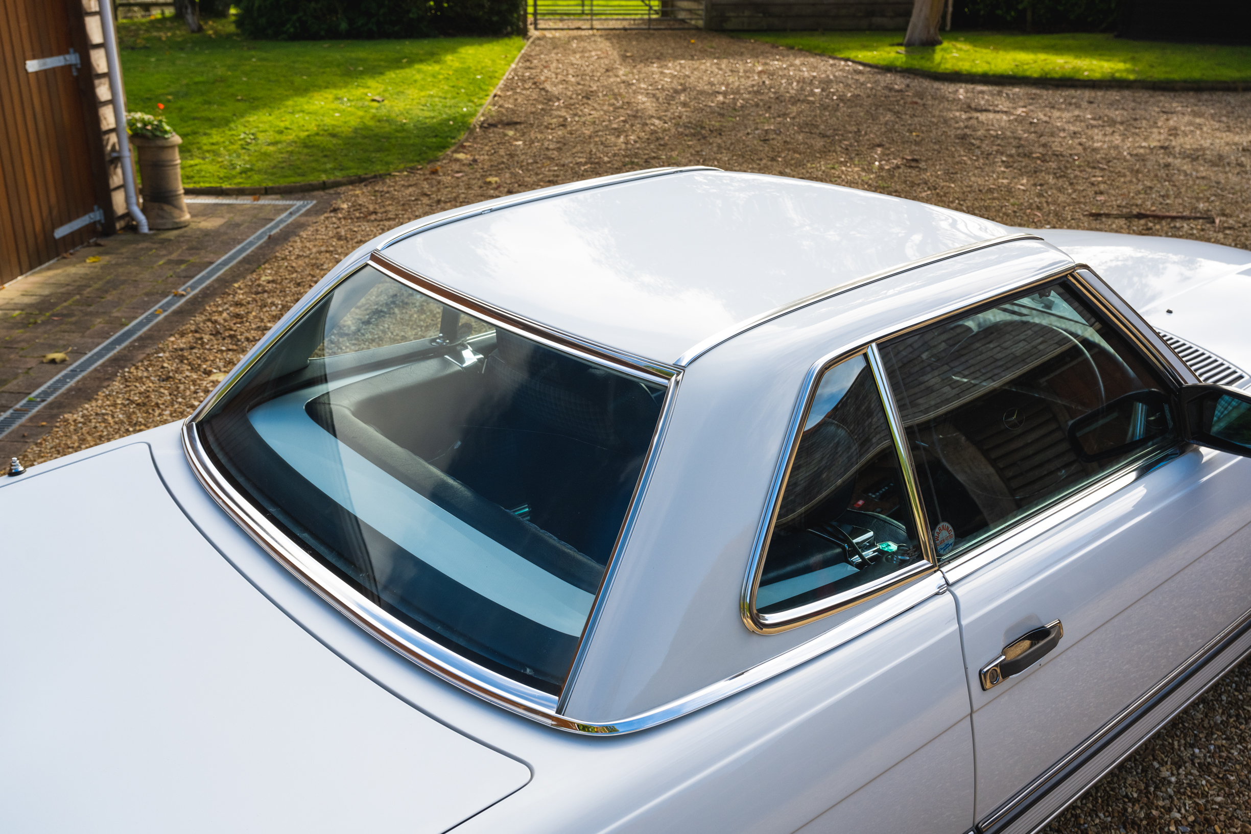 1988 MERCEDES-BENZ (R107) 300 SL for sale by auction in Burley ...