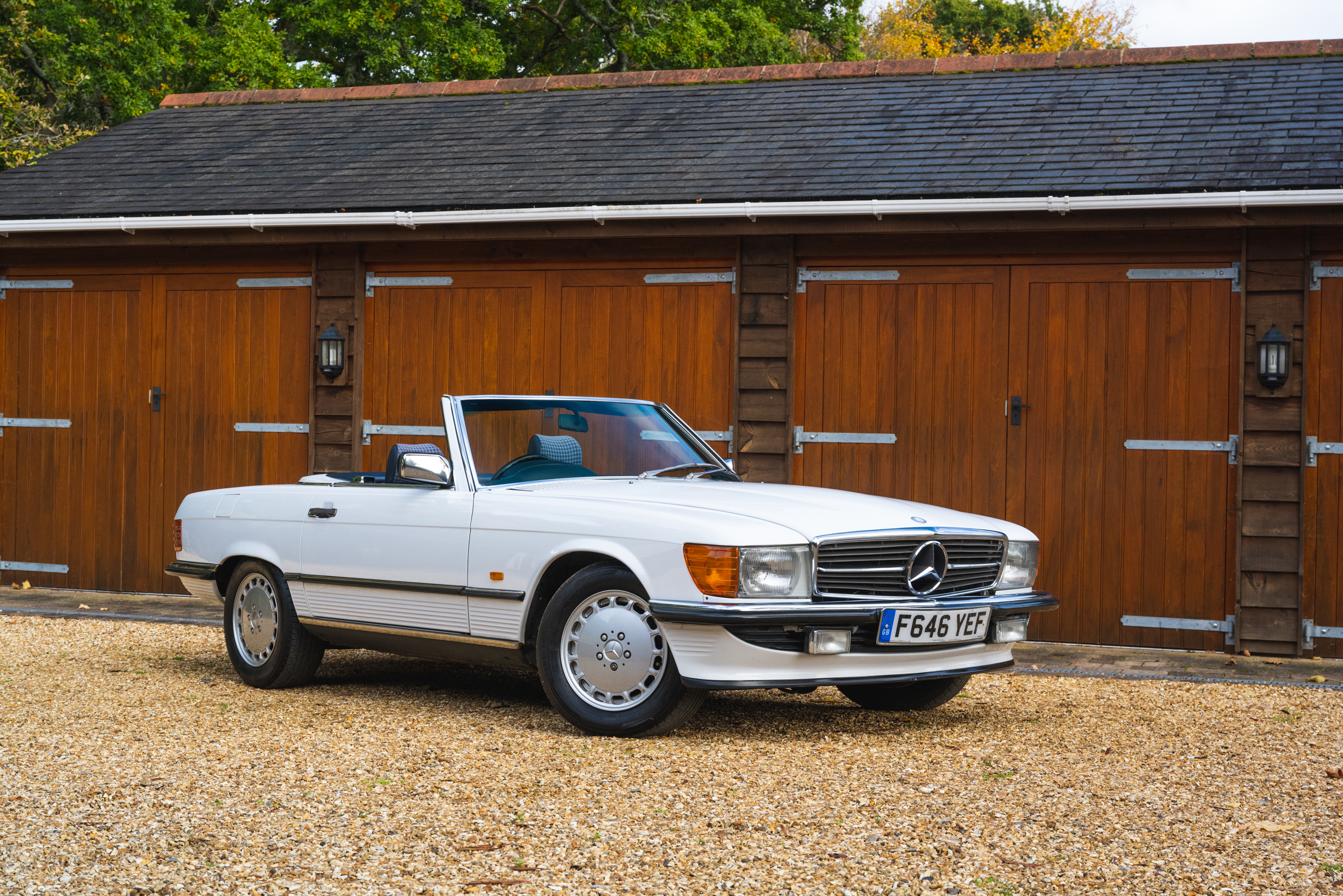 1988 MERCEDES-BENZ (R107) 300 SL for sale by auction in Burley ...
