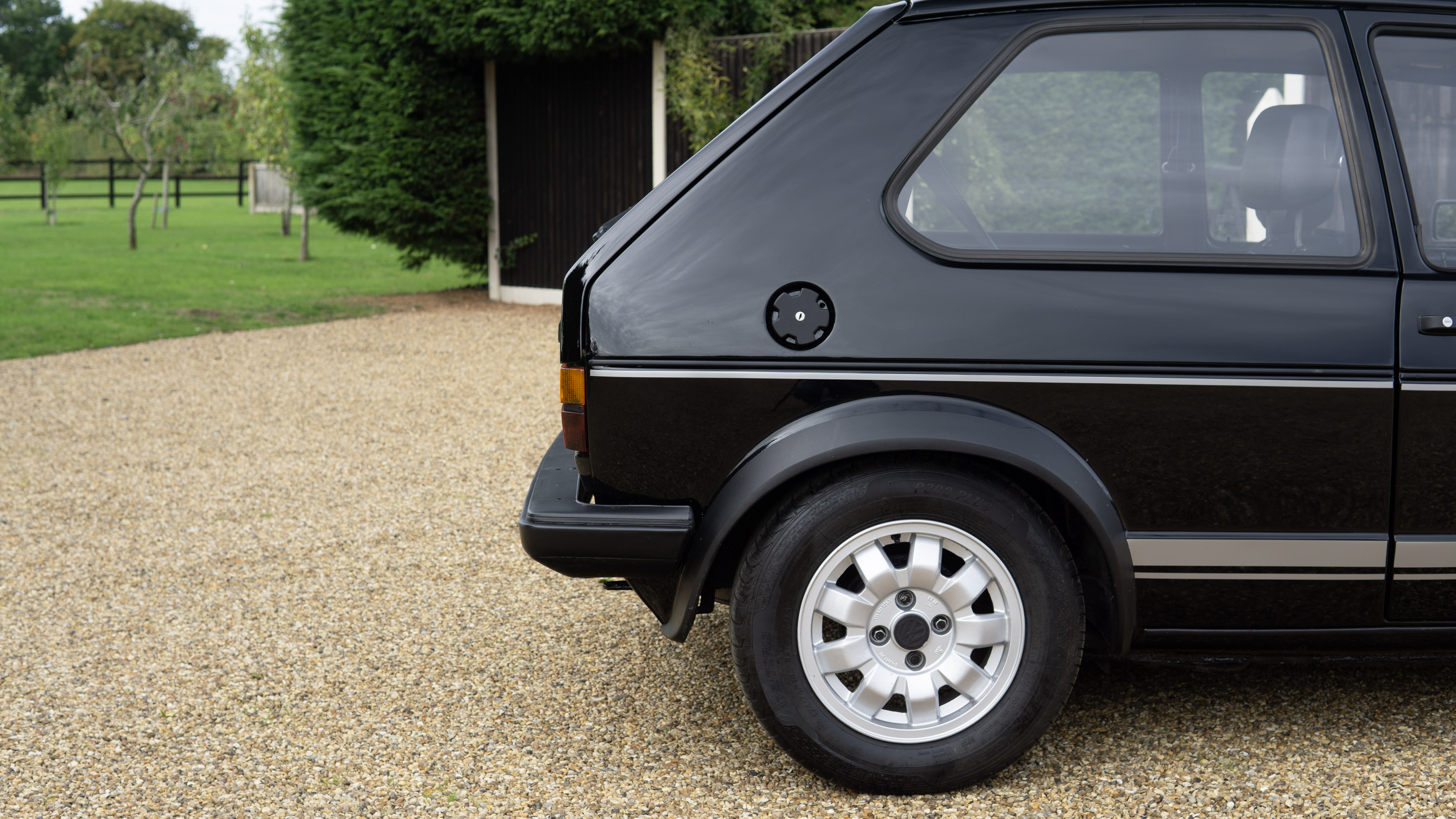 1981 VOLKSWAGEN GOLF (MK1) GTI