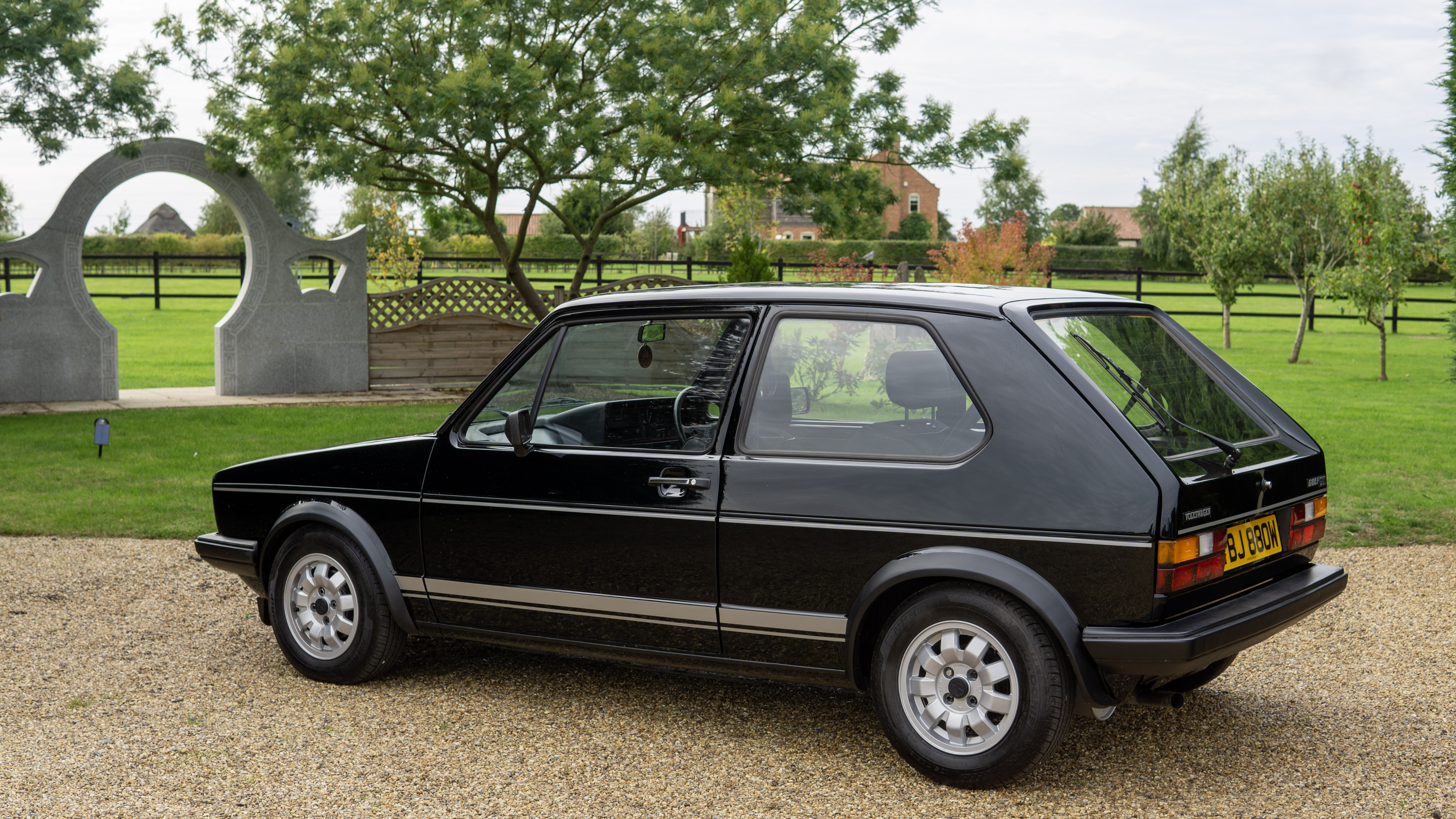 1981 VOLKSWAGEN GOLF (MK1) GTI
