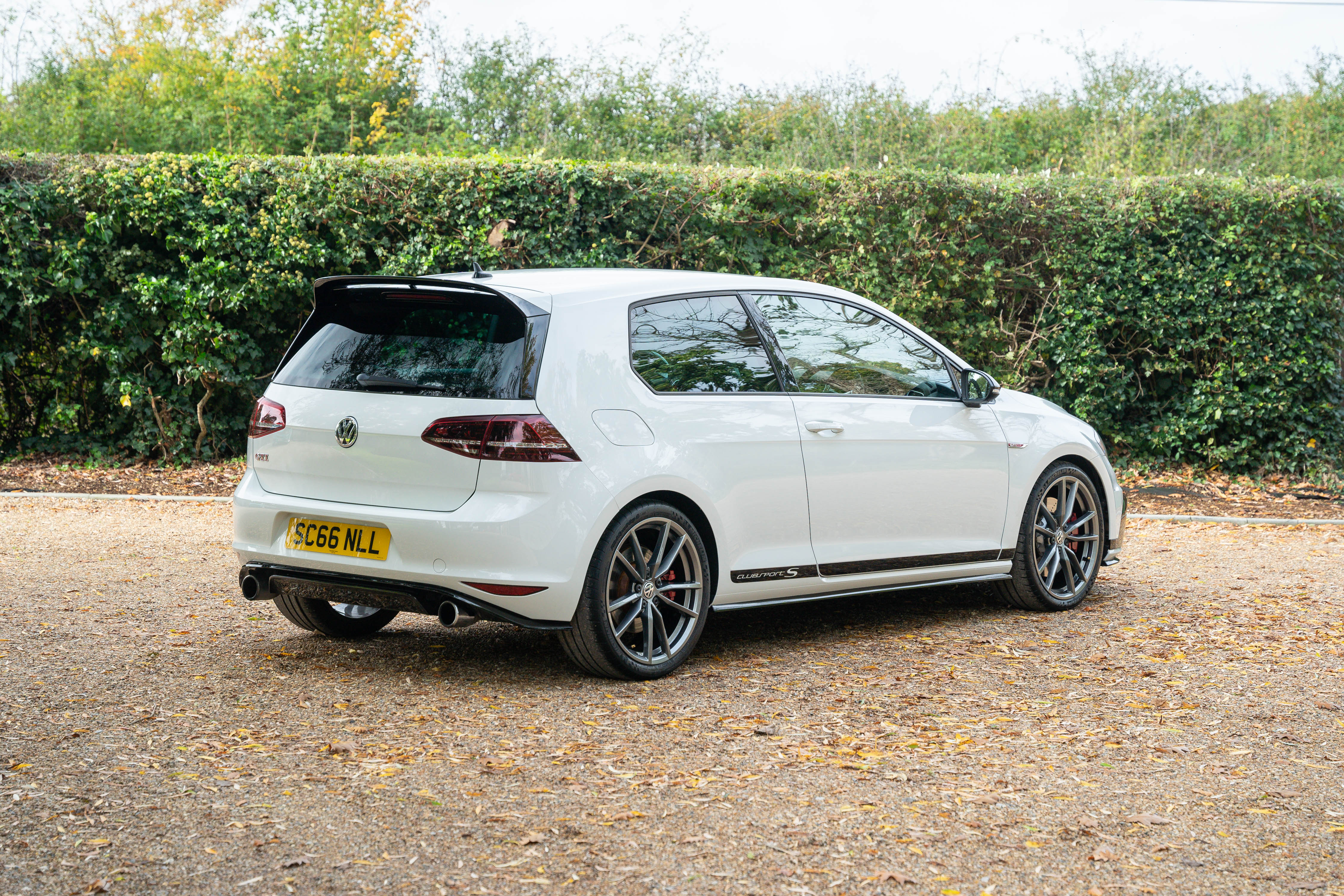 2016 VOLKSWAGEN GOLF (MK7) GTI CLUBSPORT S