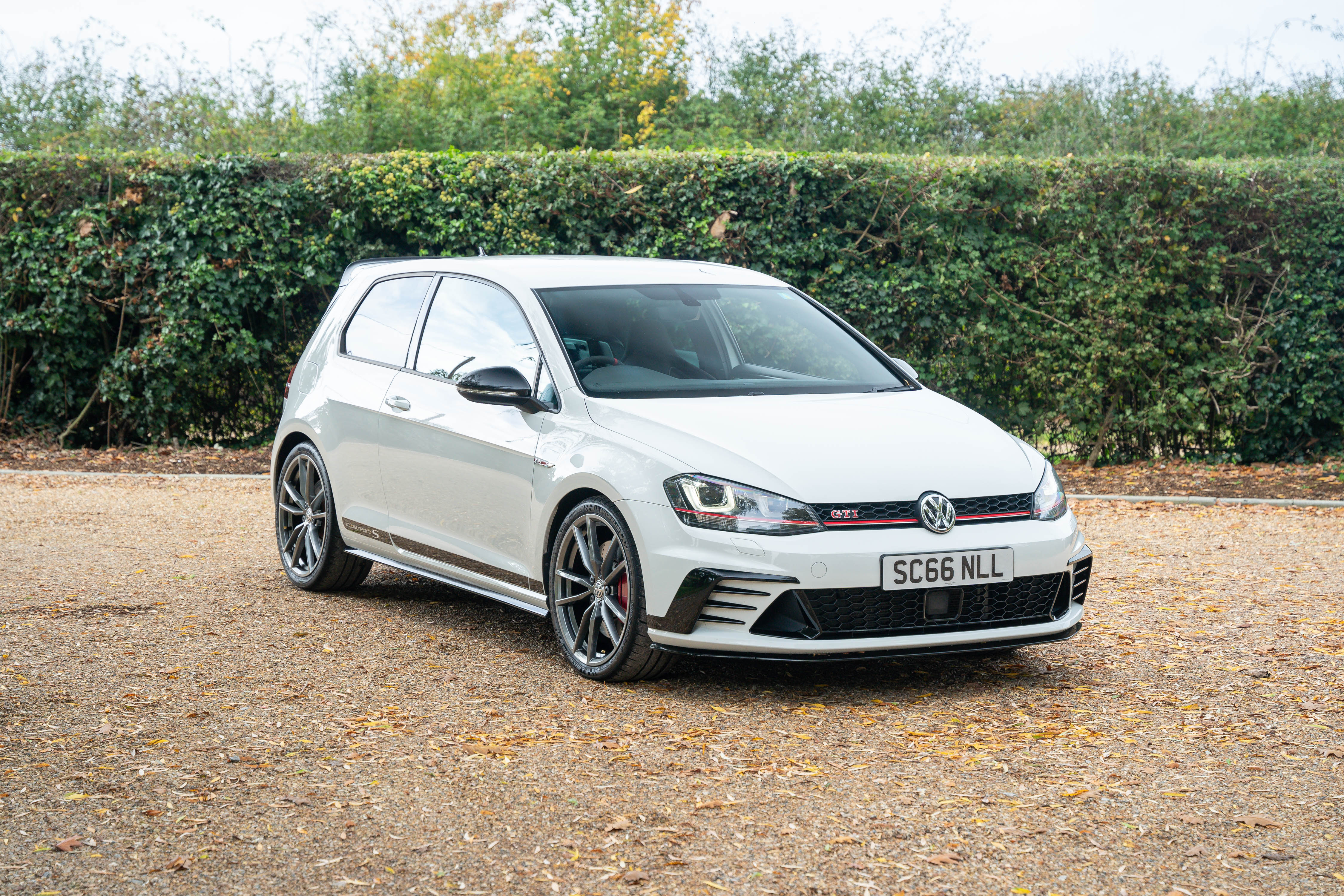 2016 VOLKSWAGEN GOLF (MK7) GTI CLUBSPORT S