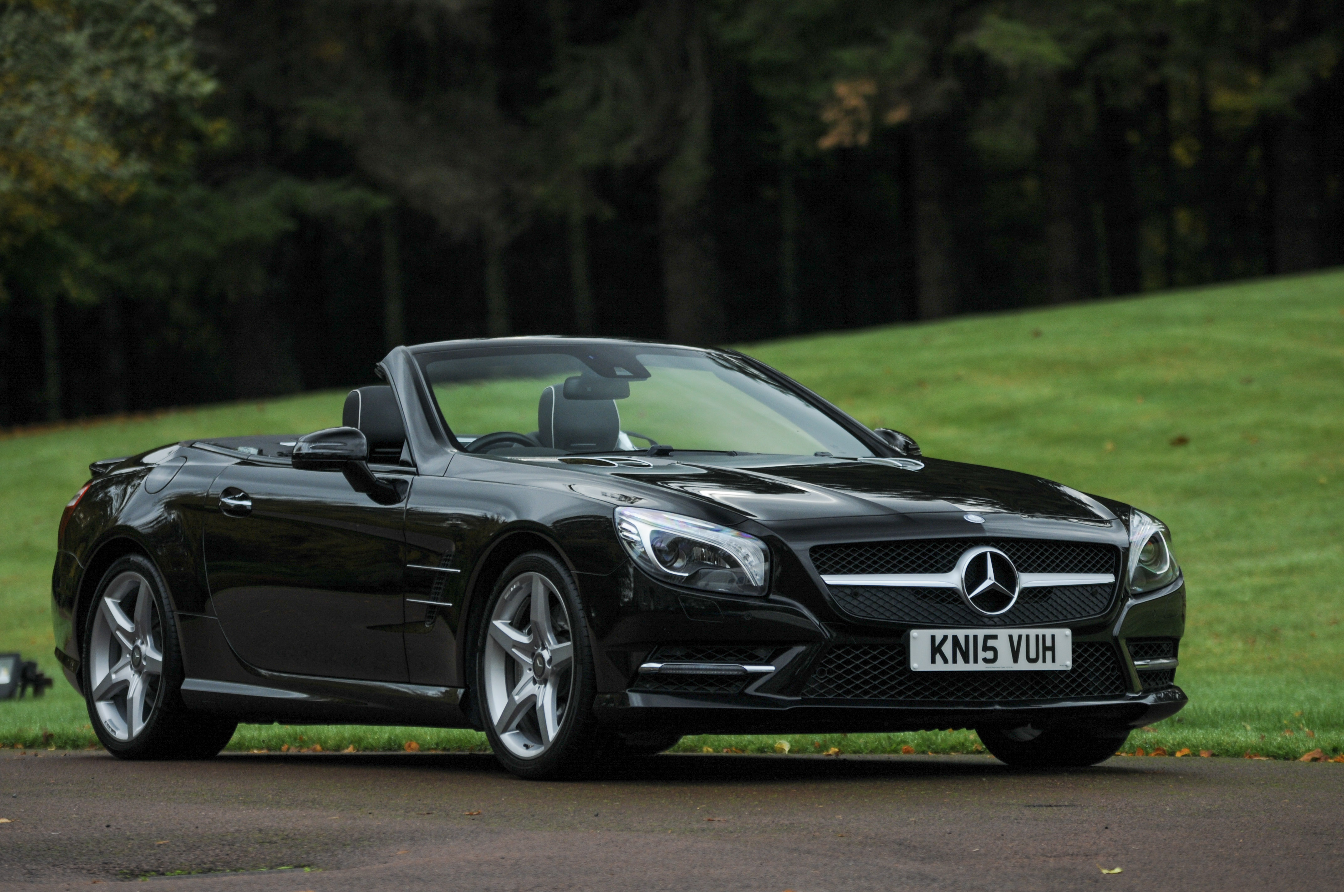 2015 MERCEDES-BENZ (R231) SL400 AMG SPORT - 25,500 MILES