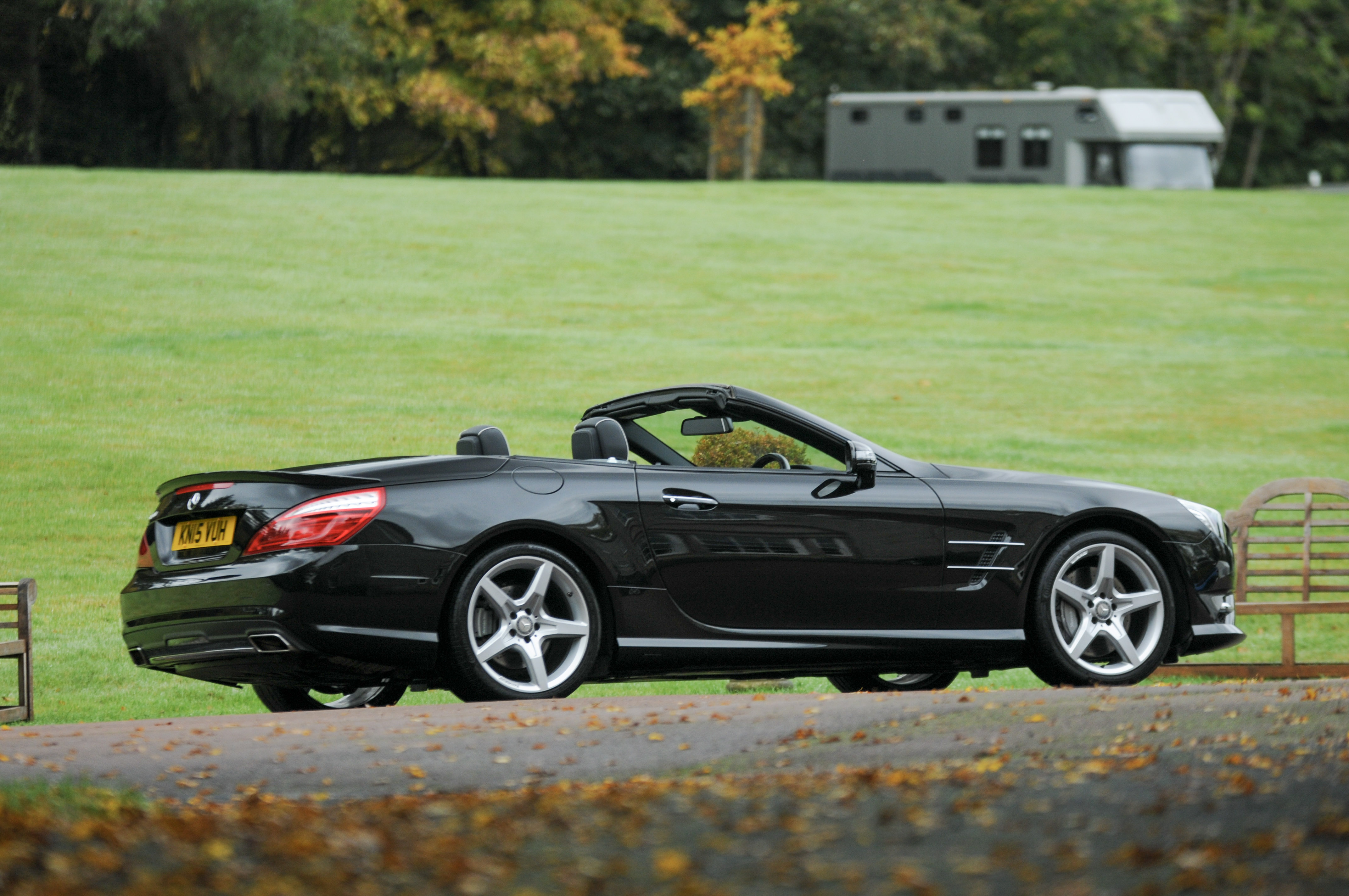 2015 MERCEDES-BENZ (R231) SL400 AMG SPORT - 25,500 MILES