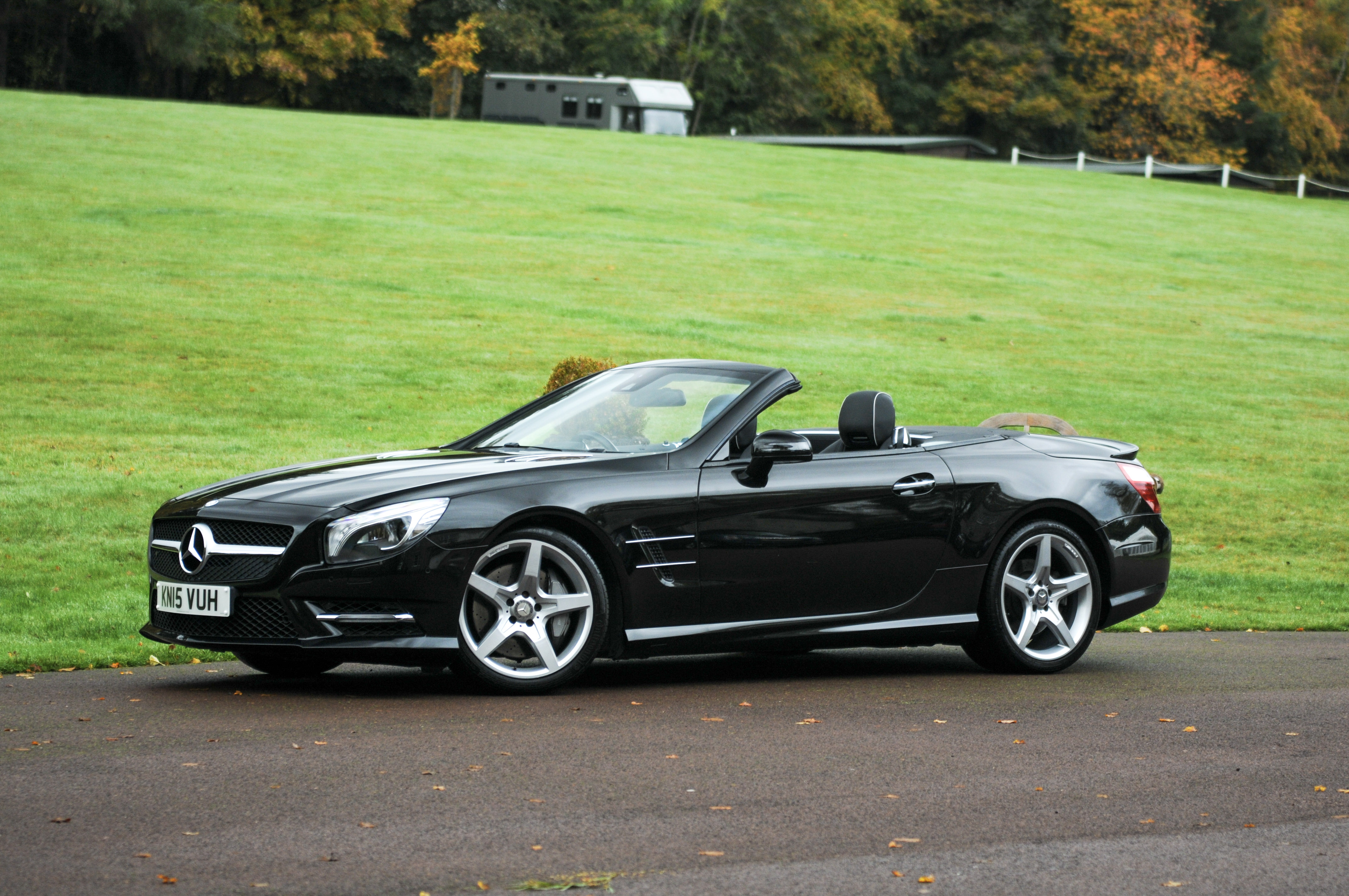 2015 MERCEDES-BENZ (R231) SL400 AMG SPORT - 25,500 MILES