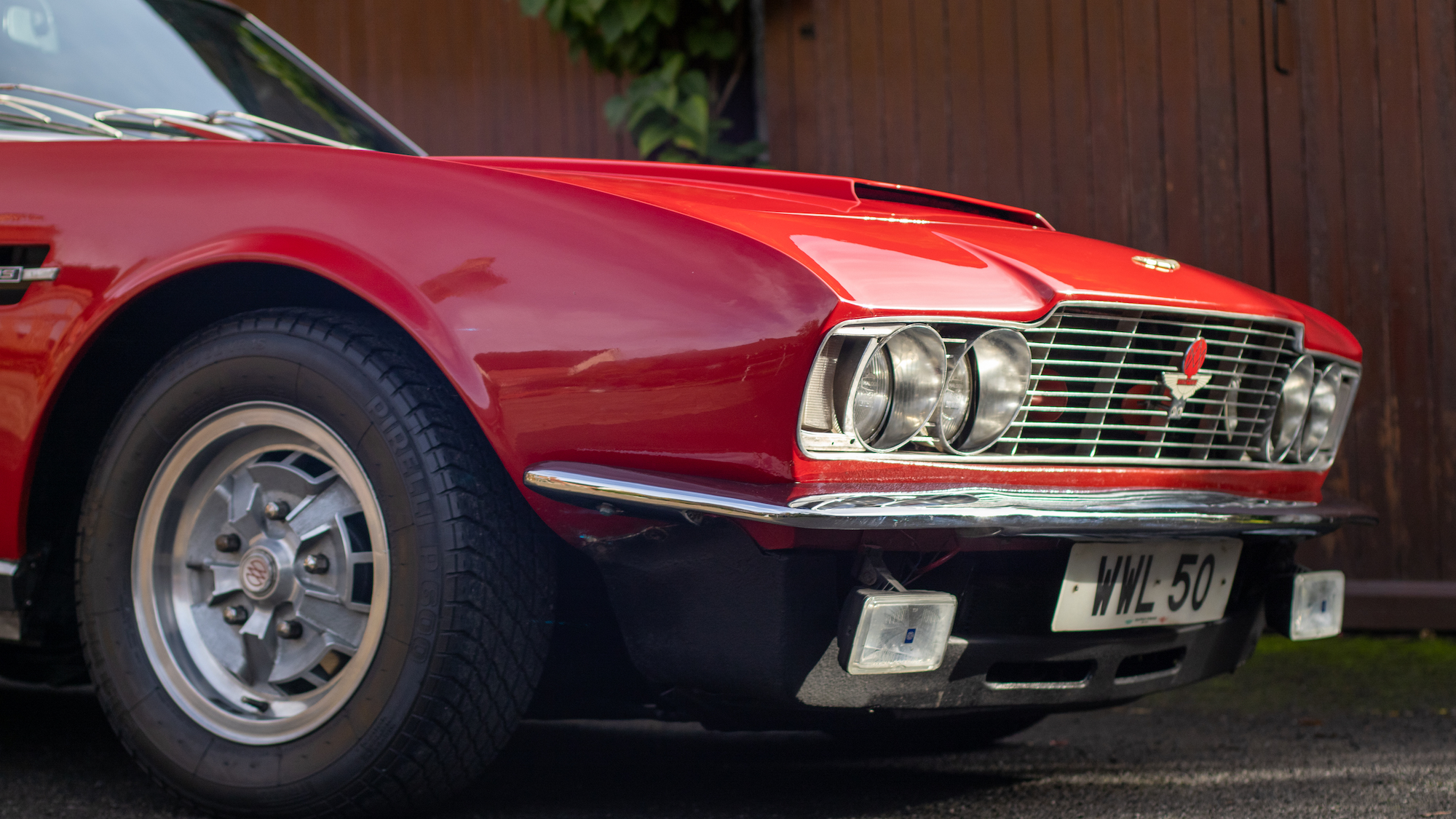 1971 ASTON MARTIN DBS V8
