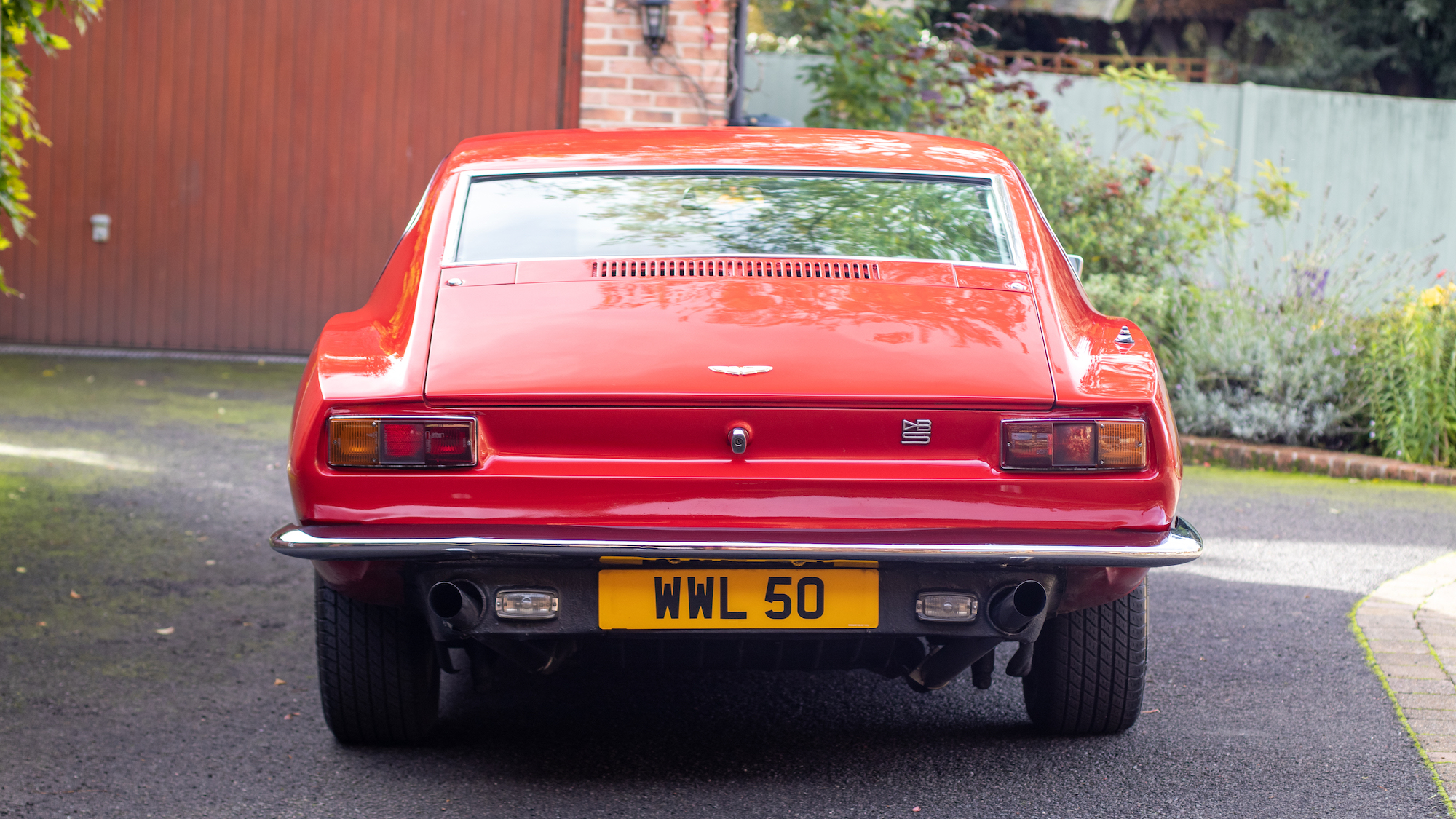 1971 ASTON MARTIN DBS V8