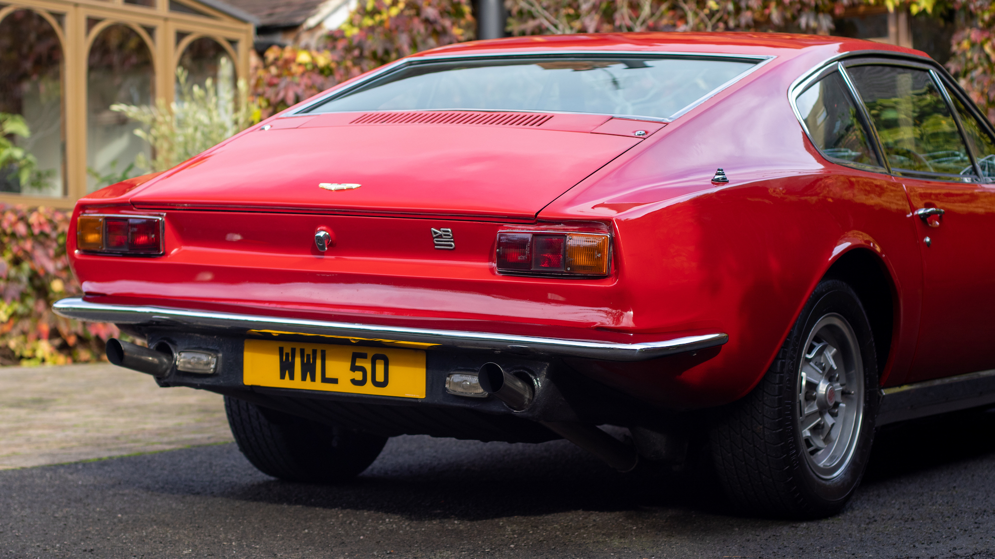 1971 ASTON MARTIN DBS V8