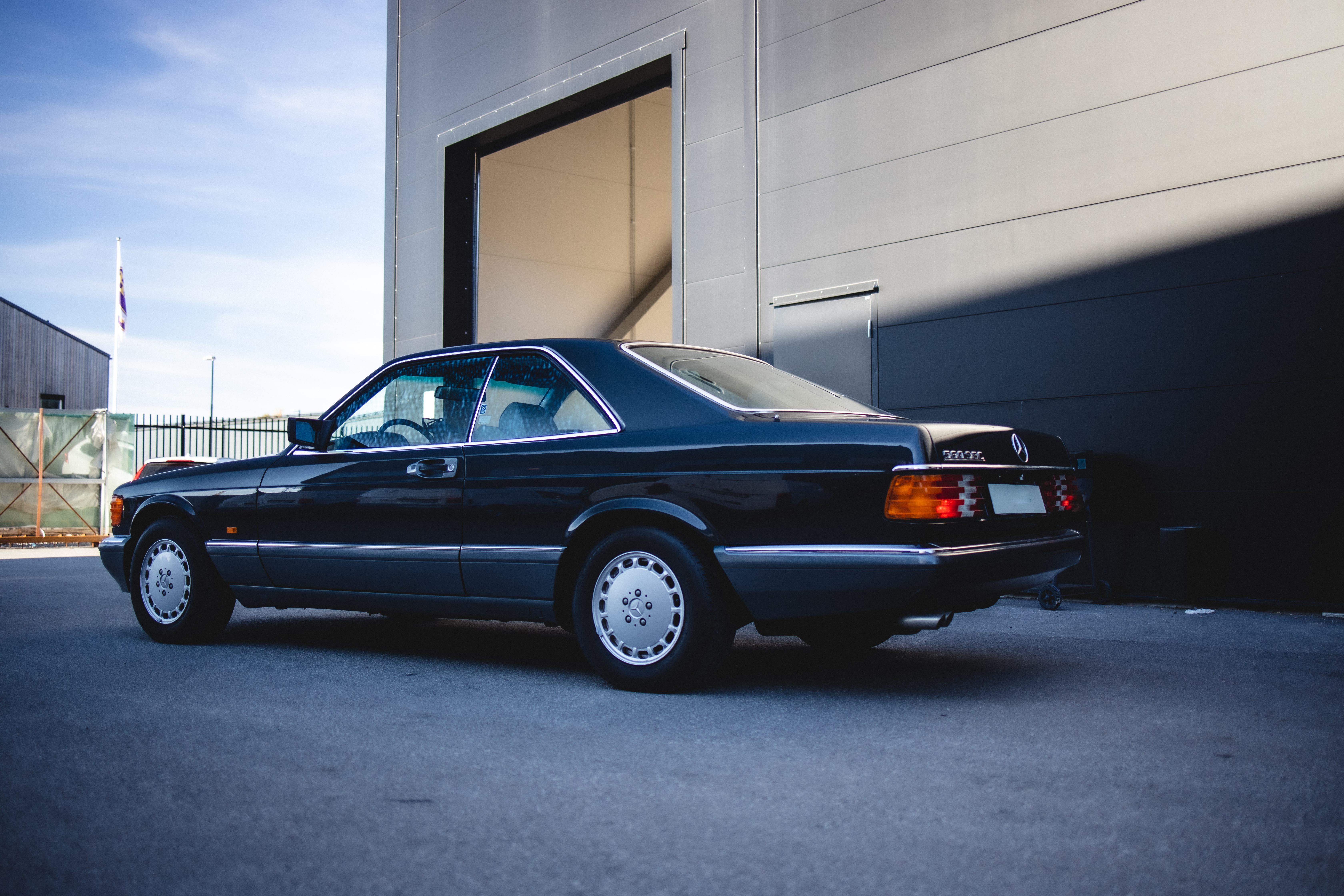 1990 MERCEDES-BENZ (W126) 560 SEC