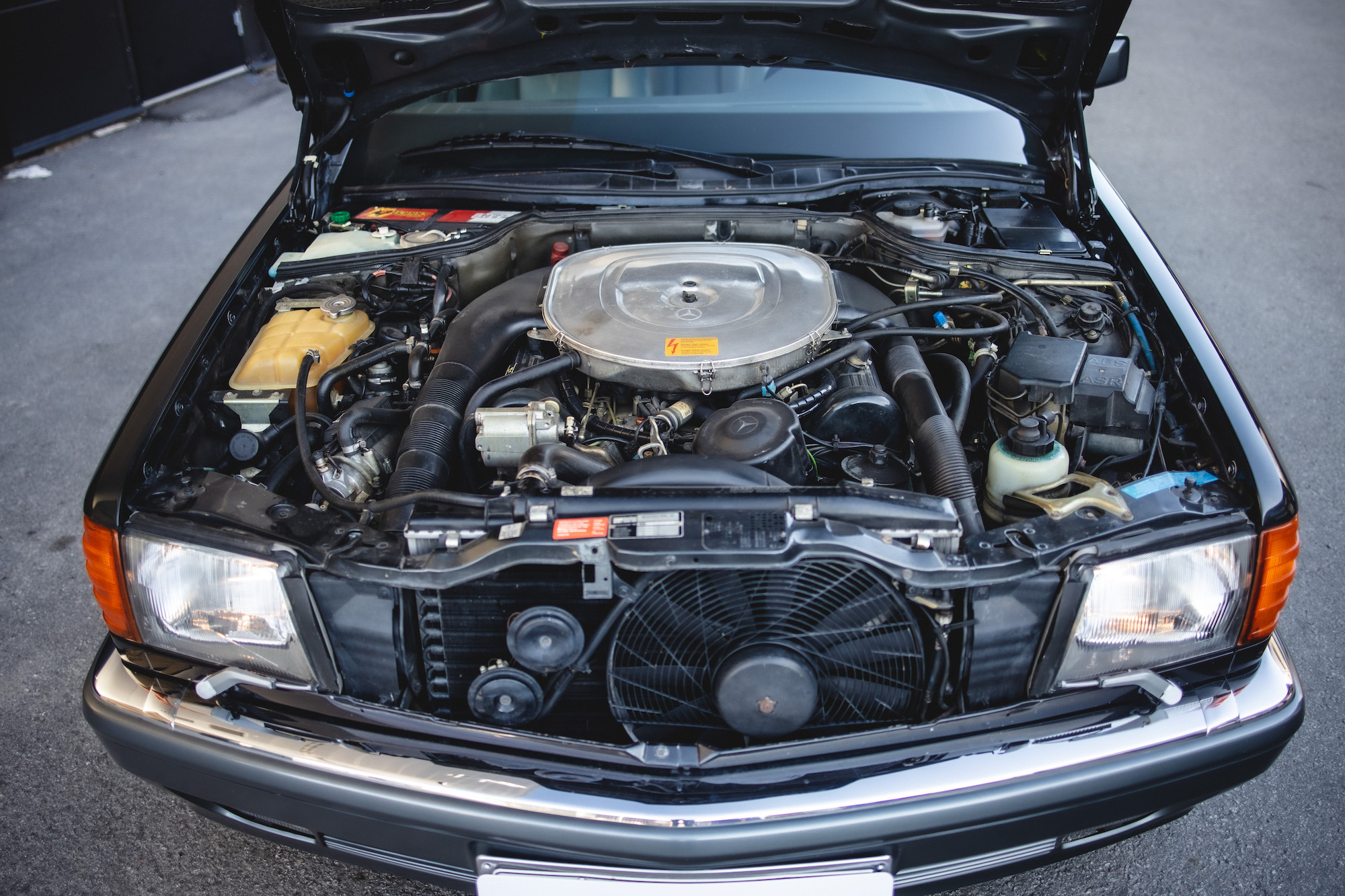 1990 MERCEDES-BENZ (W126) 560 SEC