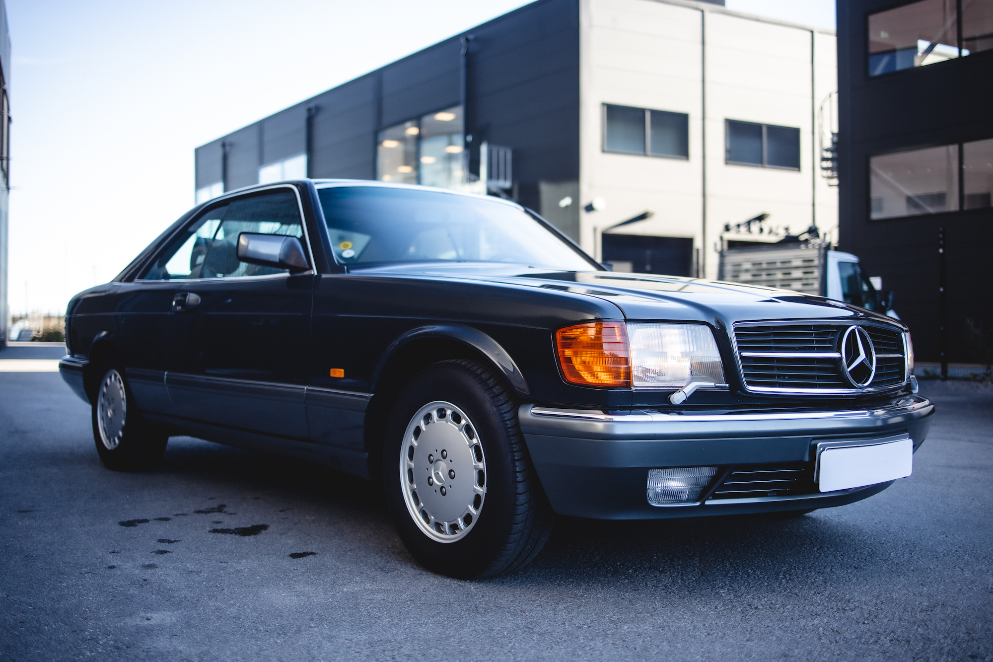 1990 MERCEDES-BENZ (W126) 560 SEC