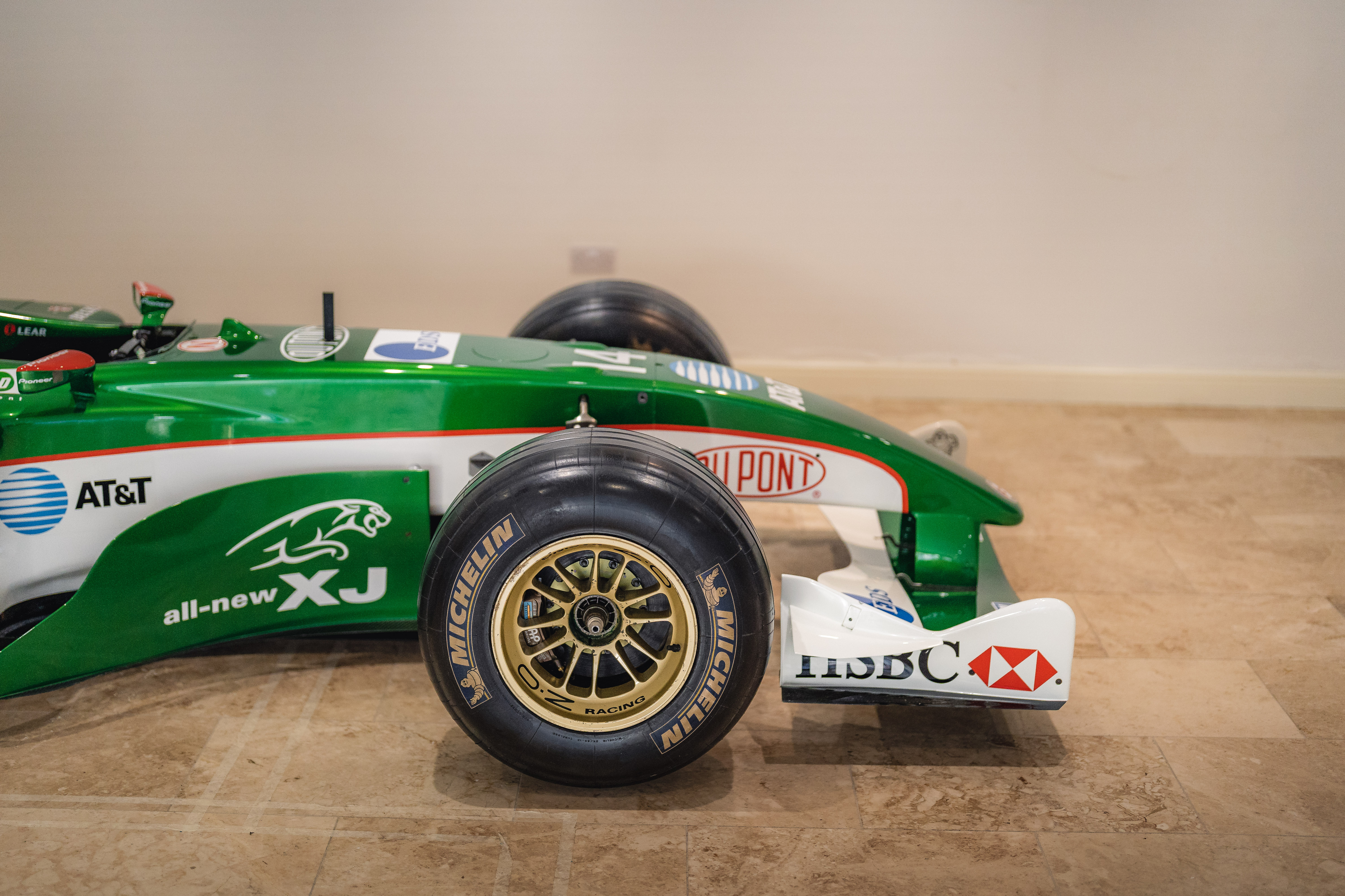 2003 JAGUAR R4 FORMULA 1 CAR - ROLLING CHASSIS