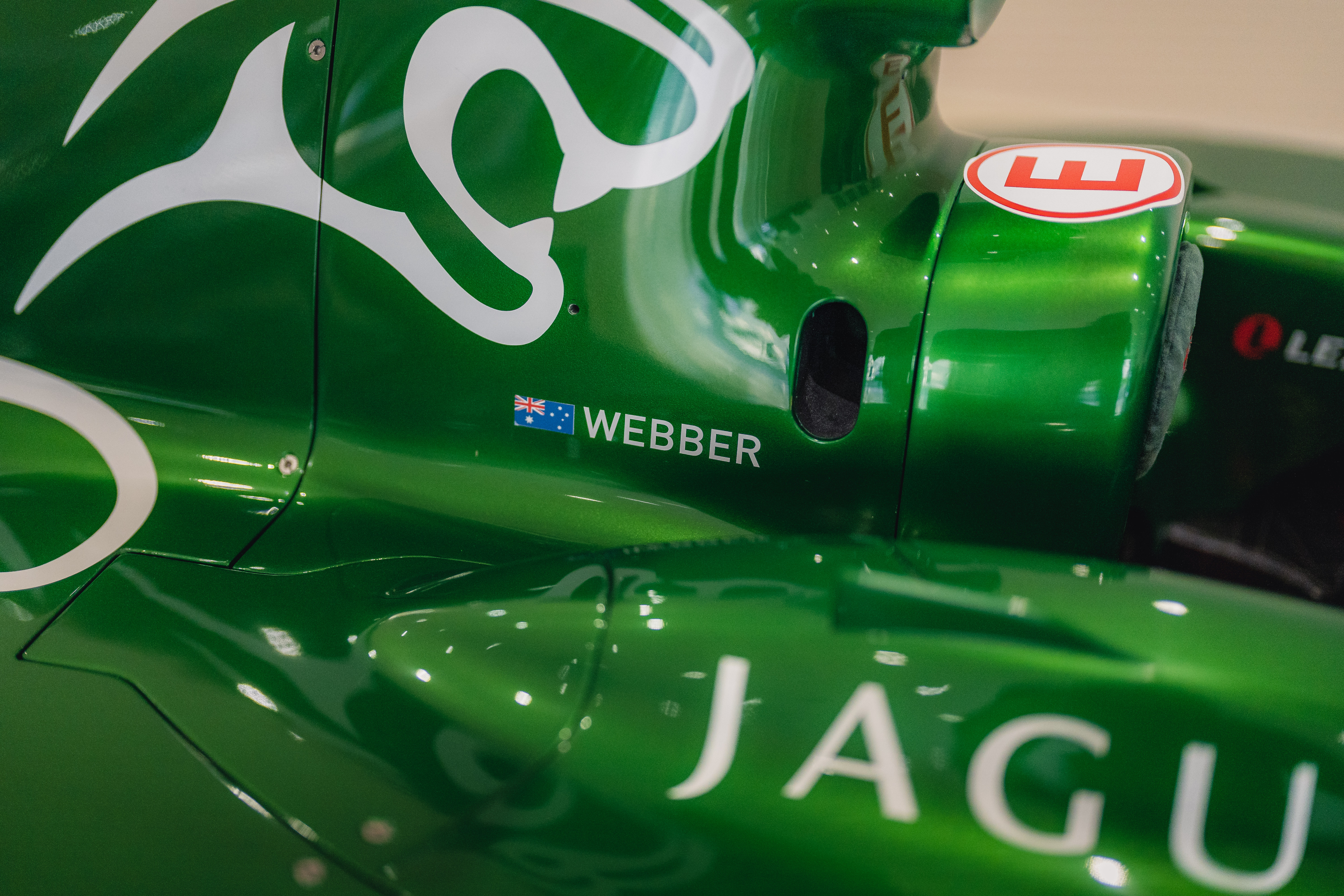 2003 JAGUAR R4 FORMULA 1 CAR - ROLLING CHASSIS