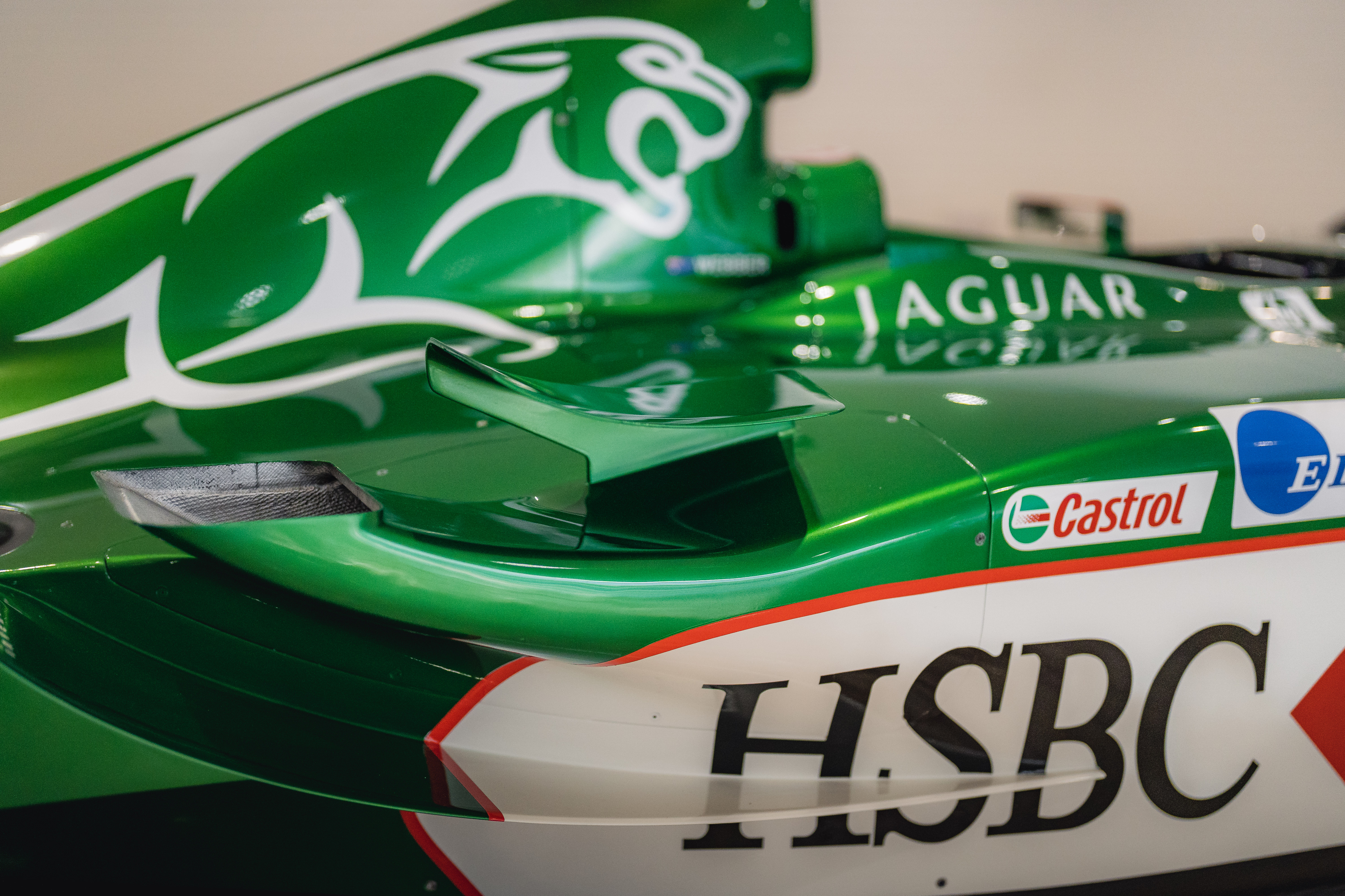 2003 JAGUAR R4 FORMULA 1 CAR - ROLLING CHASSIS