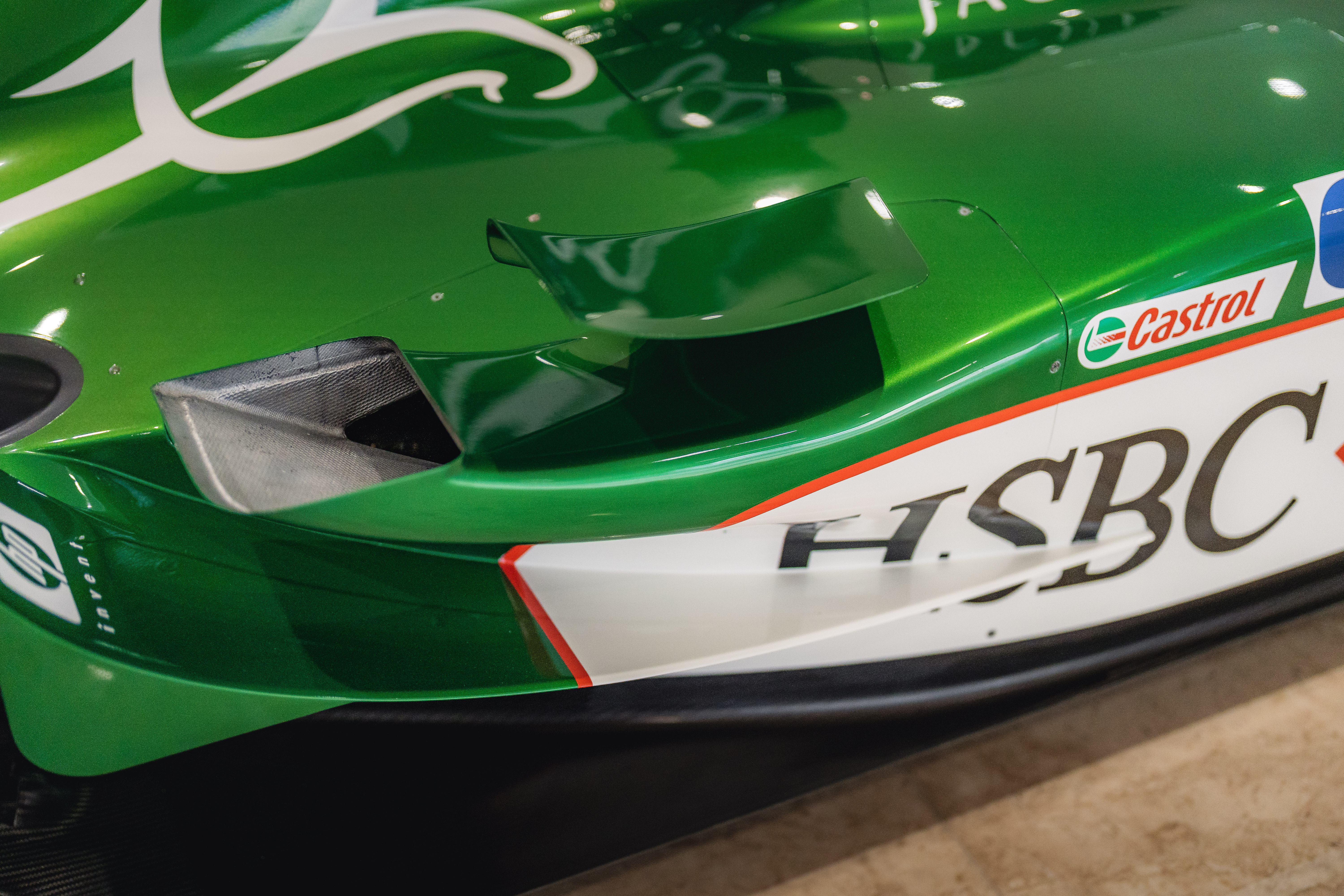 2003 JAGUAR R4 FORMULA 1 CAR - ROLLING CHASSIS