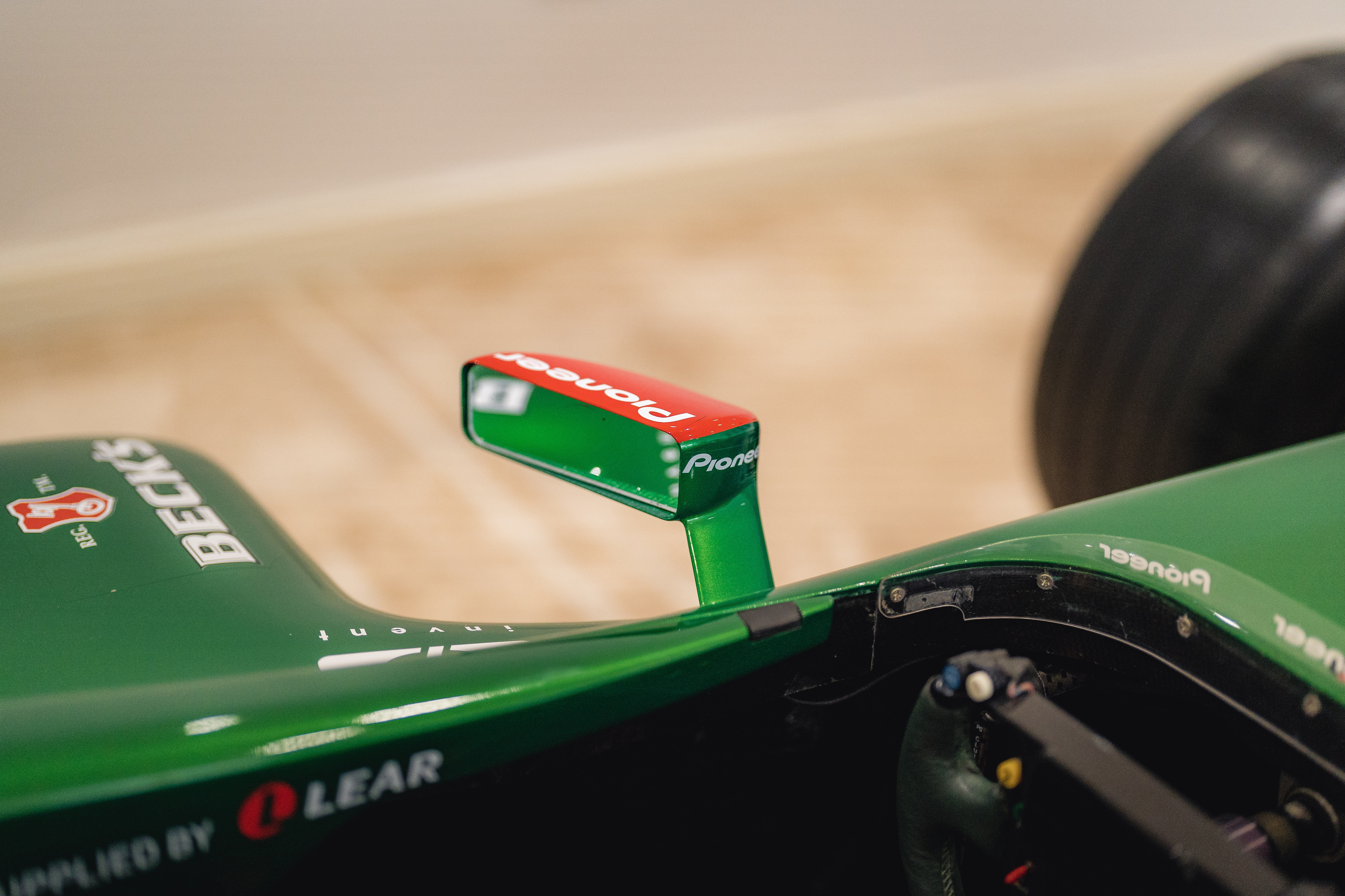 2003 JAGUAR R4 FORMULA 1 CAR - ROLLING CHASSIS