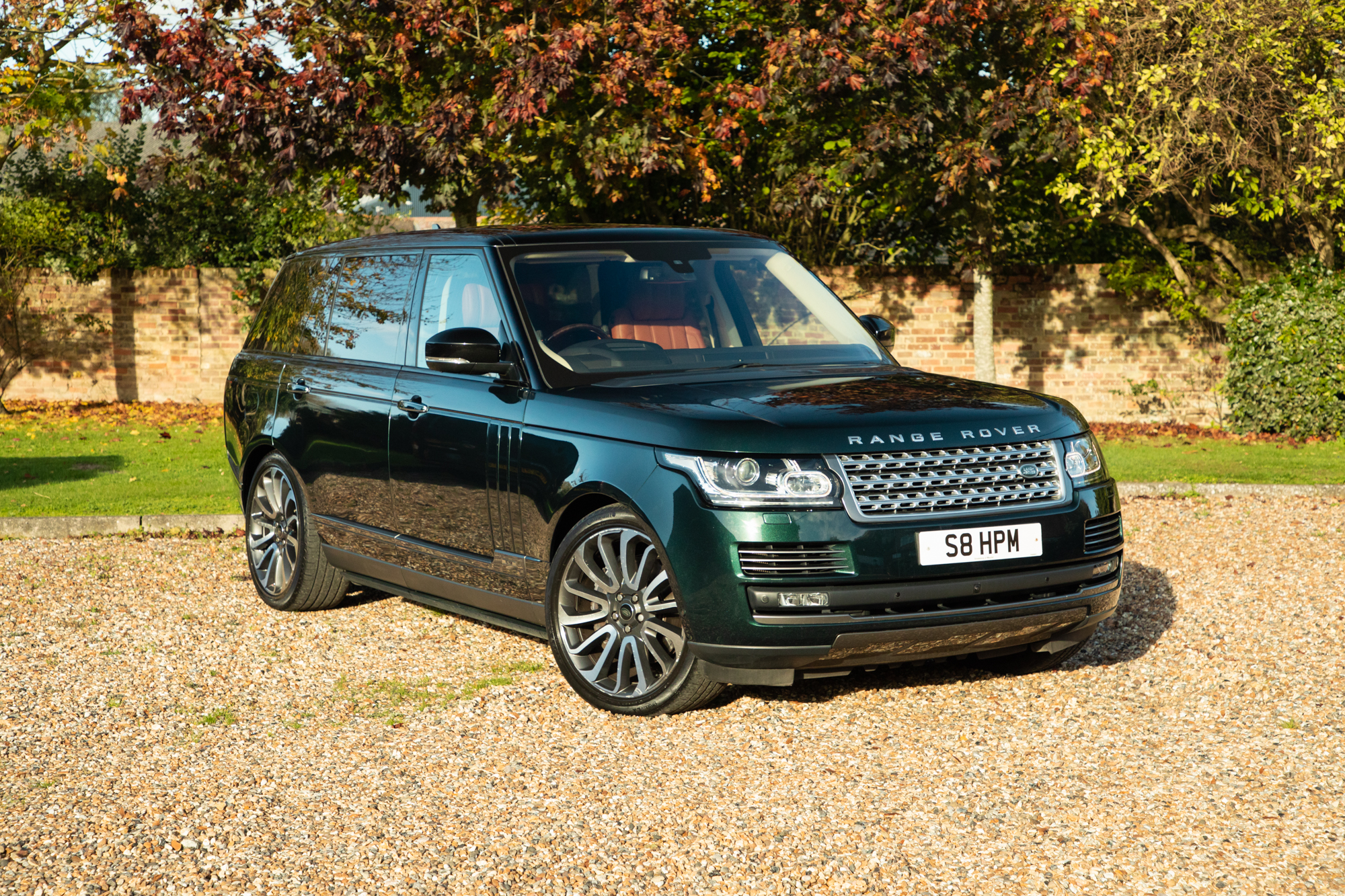 2016 RANGE ROVER AUTOBIOGRAPHY 5.0 SC V8 LWB - 19,295 MILES
