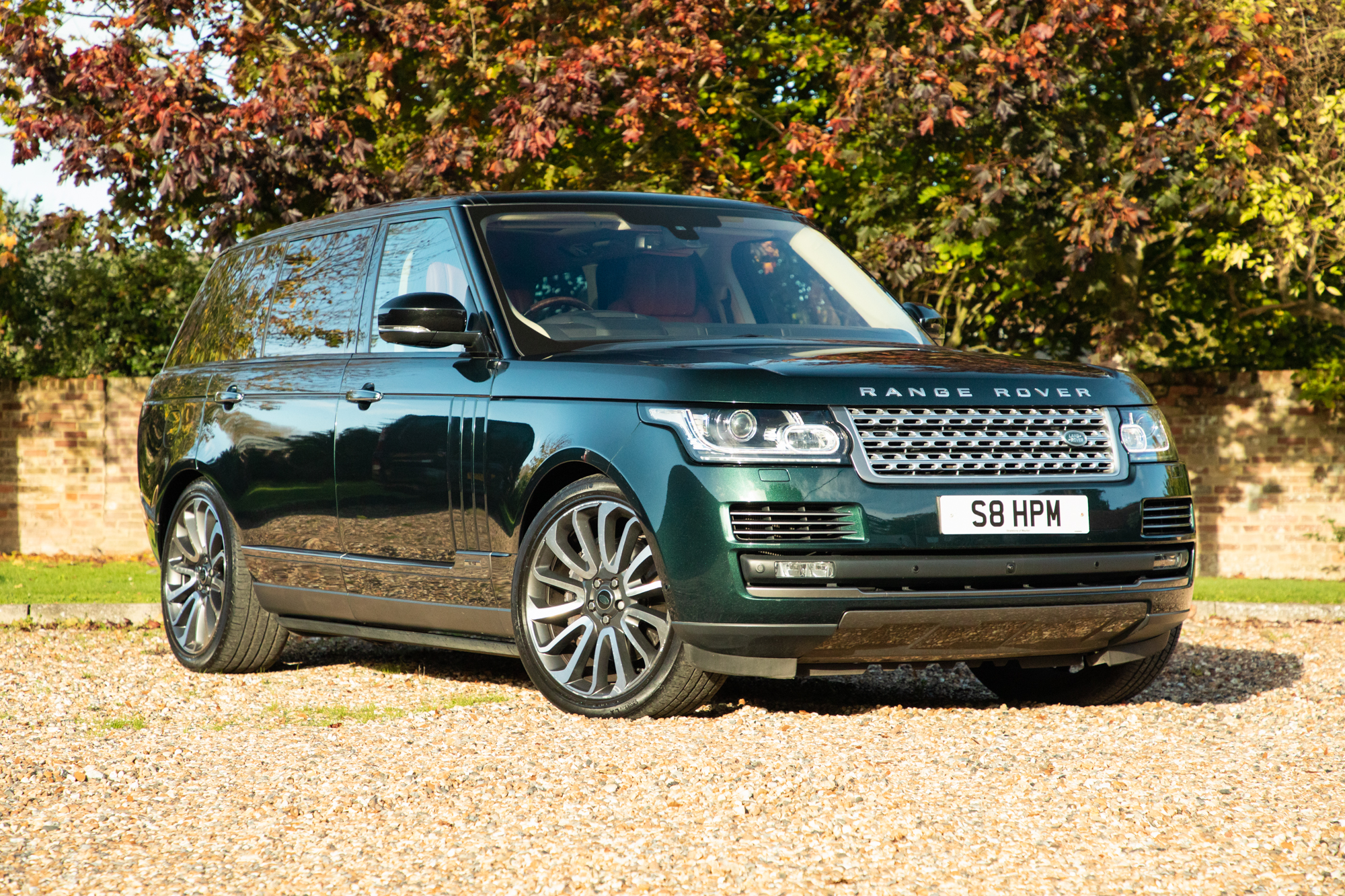 2016 RANGE ROVER AUTOBIOGRAPHY 5.0 SC V8 LWB - 19,295 MILES