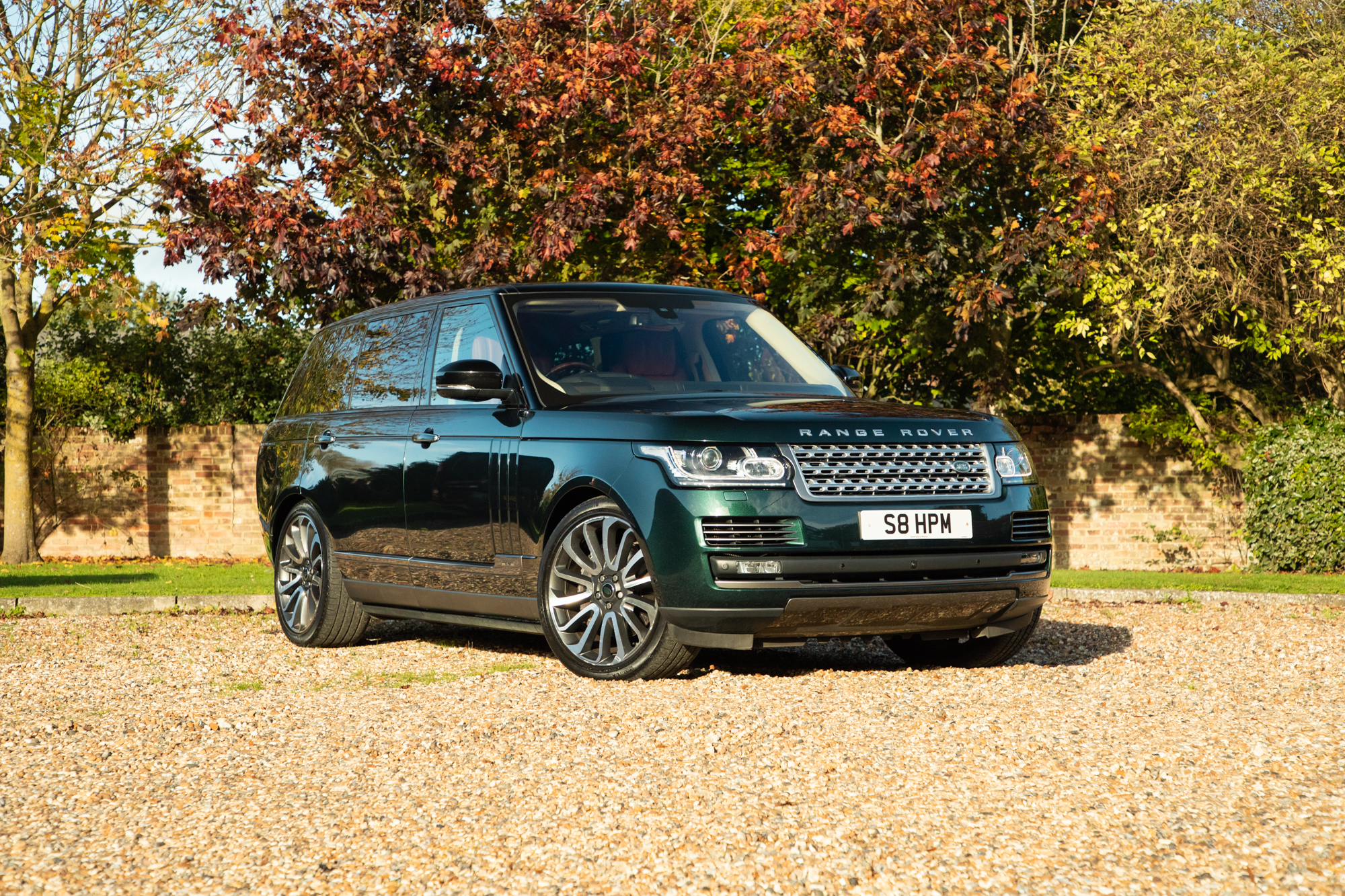 2016 RANGE ROVER AUTOBIOGRAPHY 5.0 SC V8 LWB - 19,295 MILES