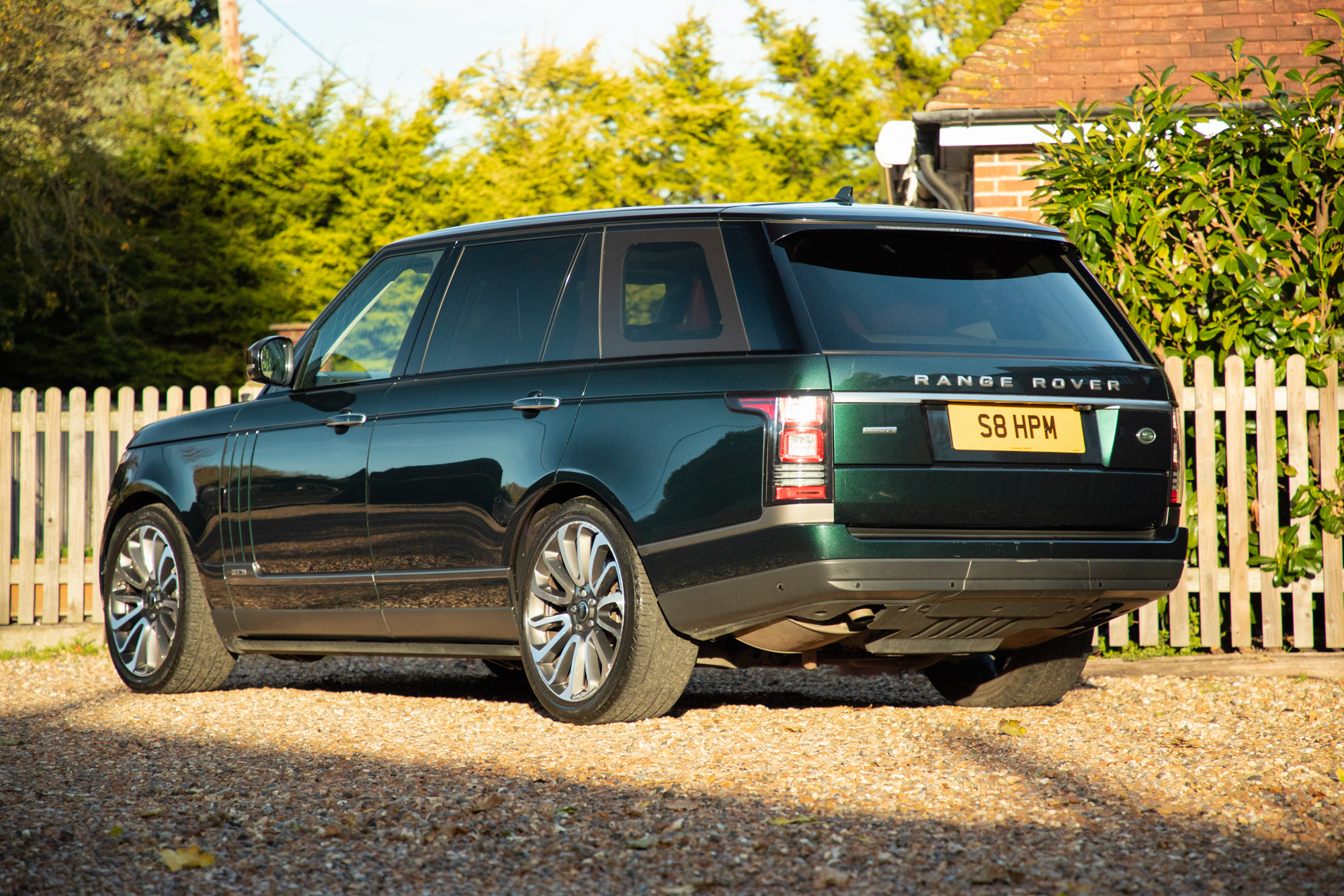 2016 RANGE ROVER AUTOBIOGRAPHY 5.0 SC V8 LWB - 19,295 MILES