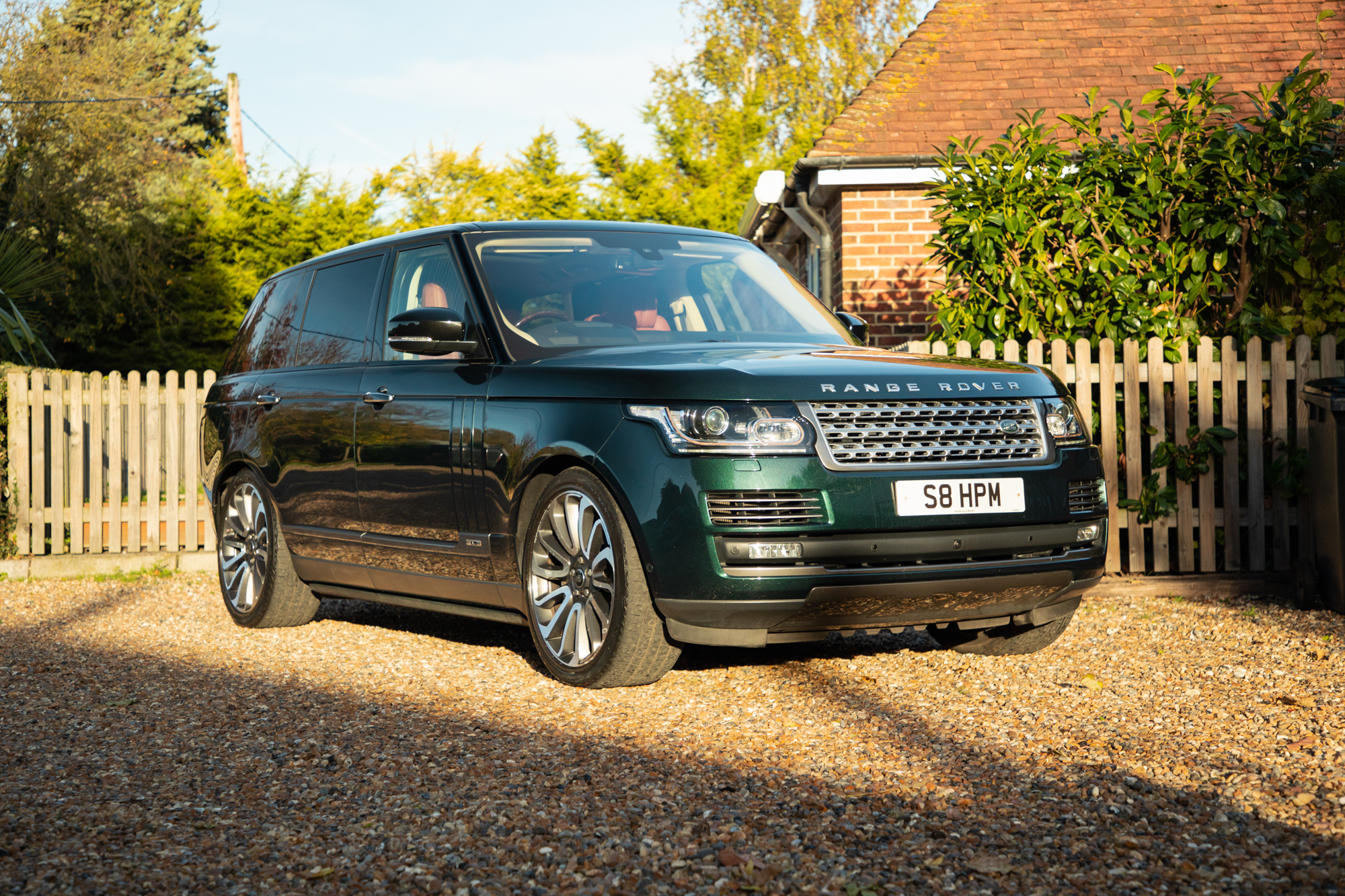 2016 RANGE ROVER AUTOBIOGRAPHY 5.0 SC V8 LWB - 19,295 MILES