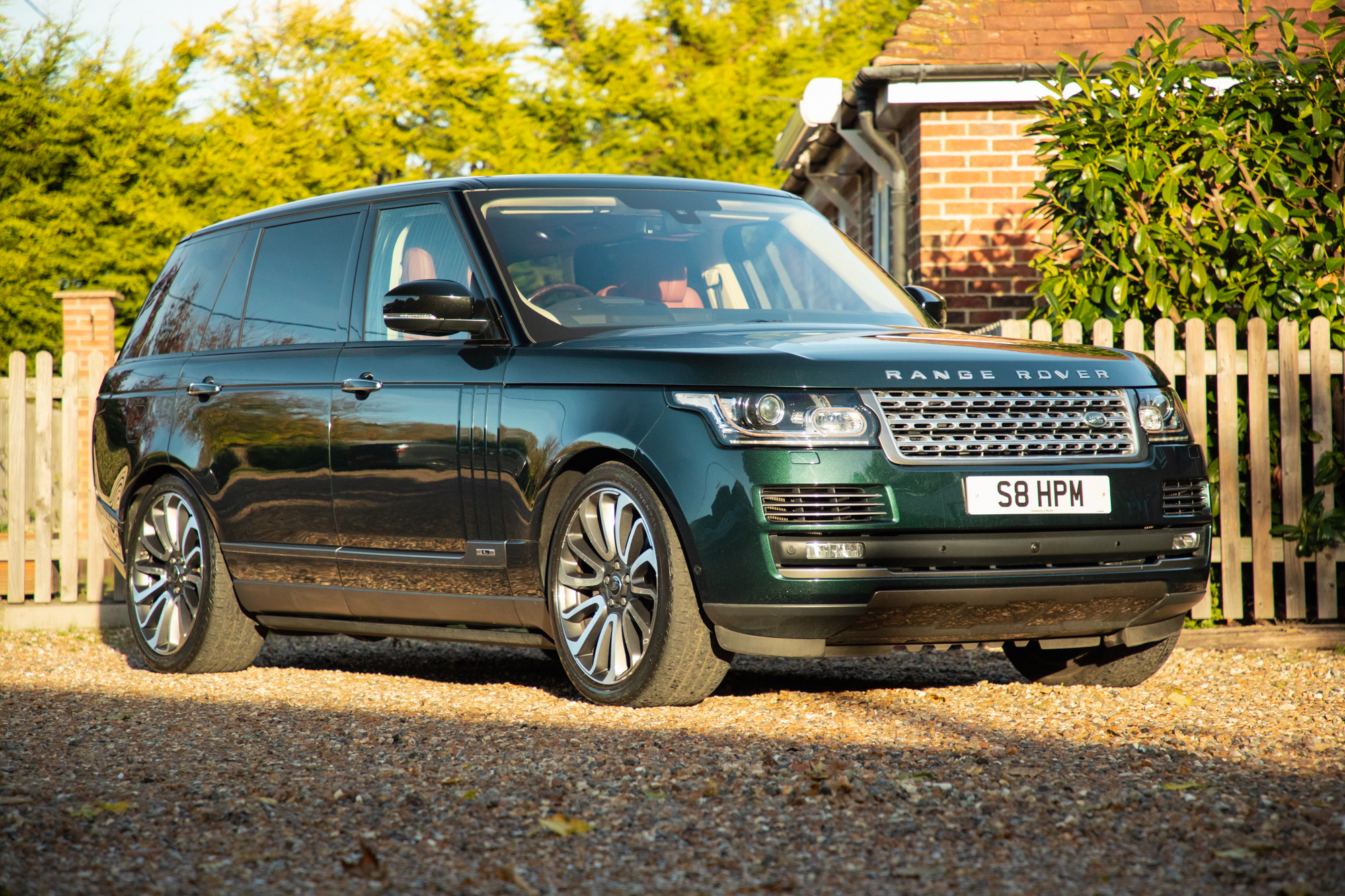 2016 RANGE ROVER AUTOBIOGRAPHY 5.0 SC V8 LWB - 19,295 MILES