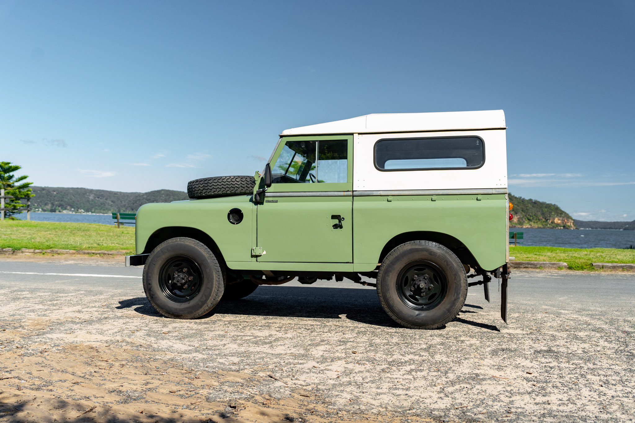 1975 LAND ROVER SERIES III 88" for sale by auction in Avalon Beach, NSW ...
