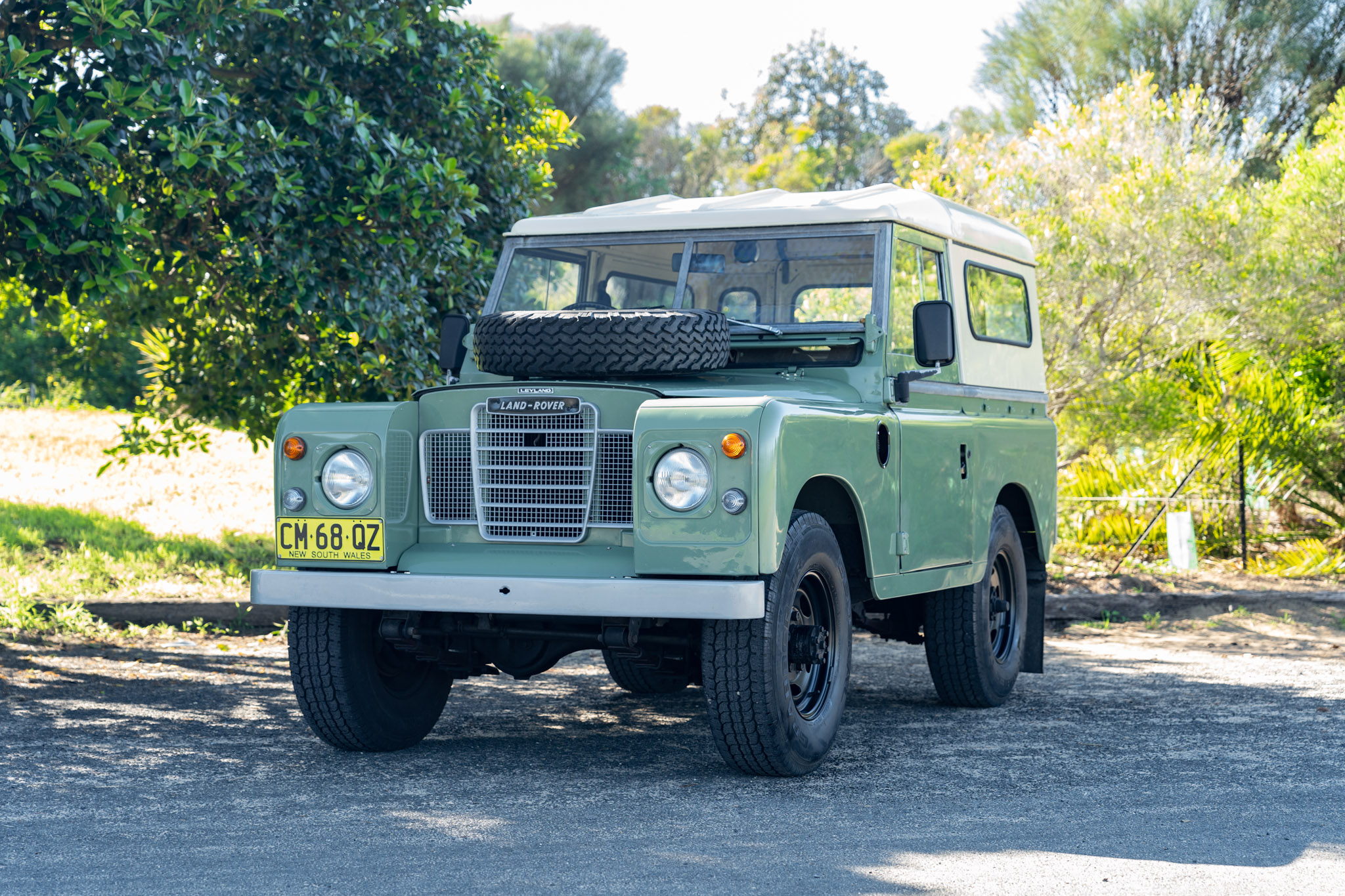 1975 LAND ROVER SERIES III 88" for sale by auction in Avalon Beach, NSW ...