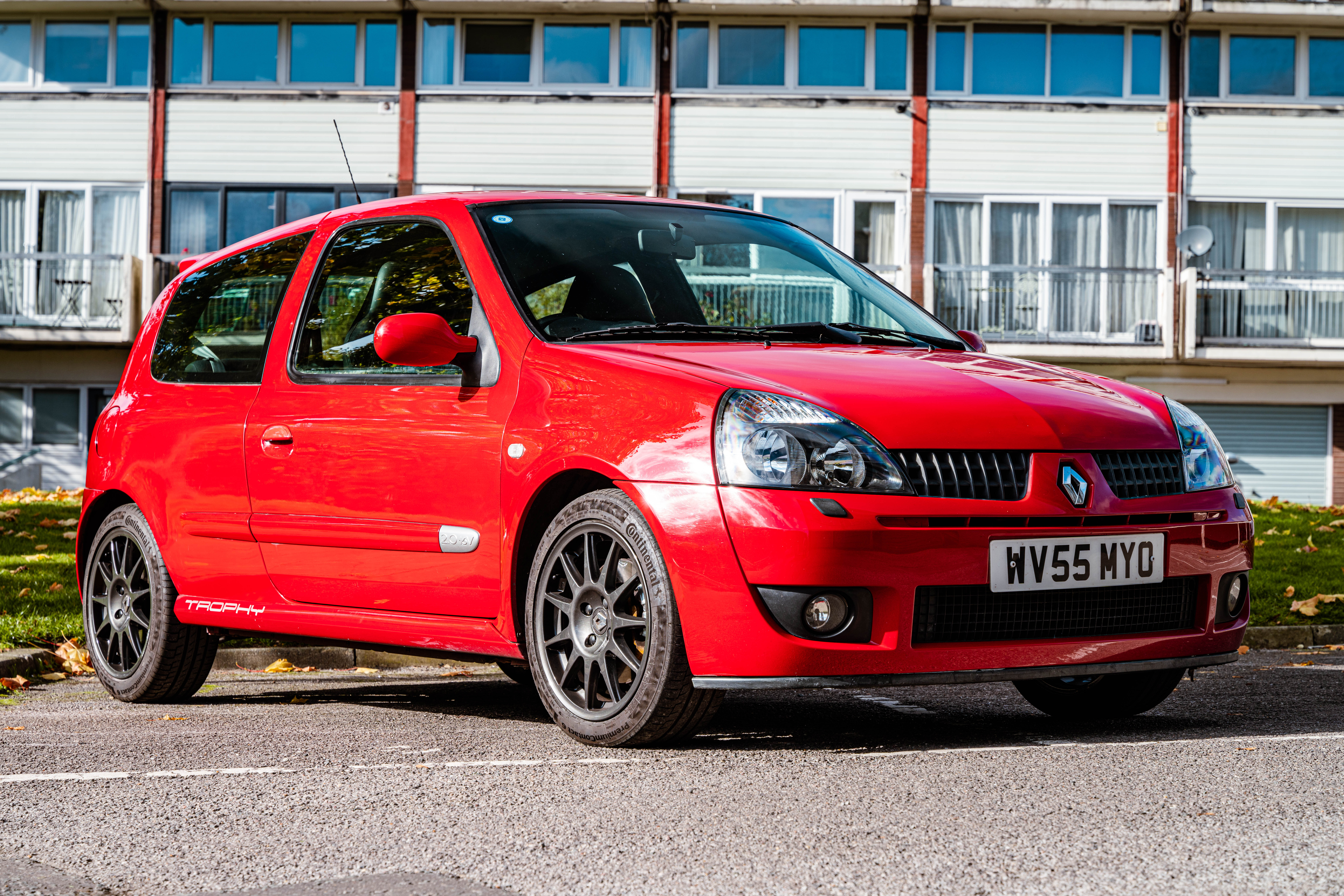 2005 RENAULTSPORT CLIO 182 TROPHY for sale by auction in London, United ...