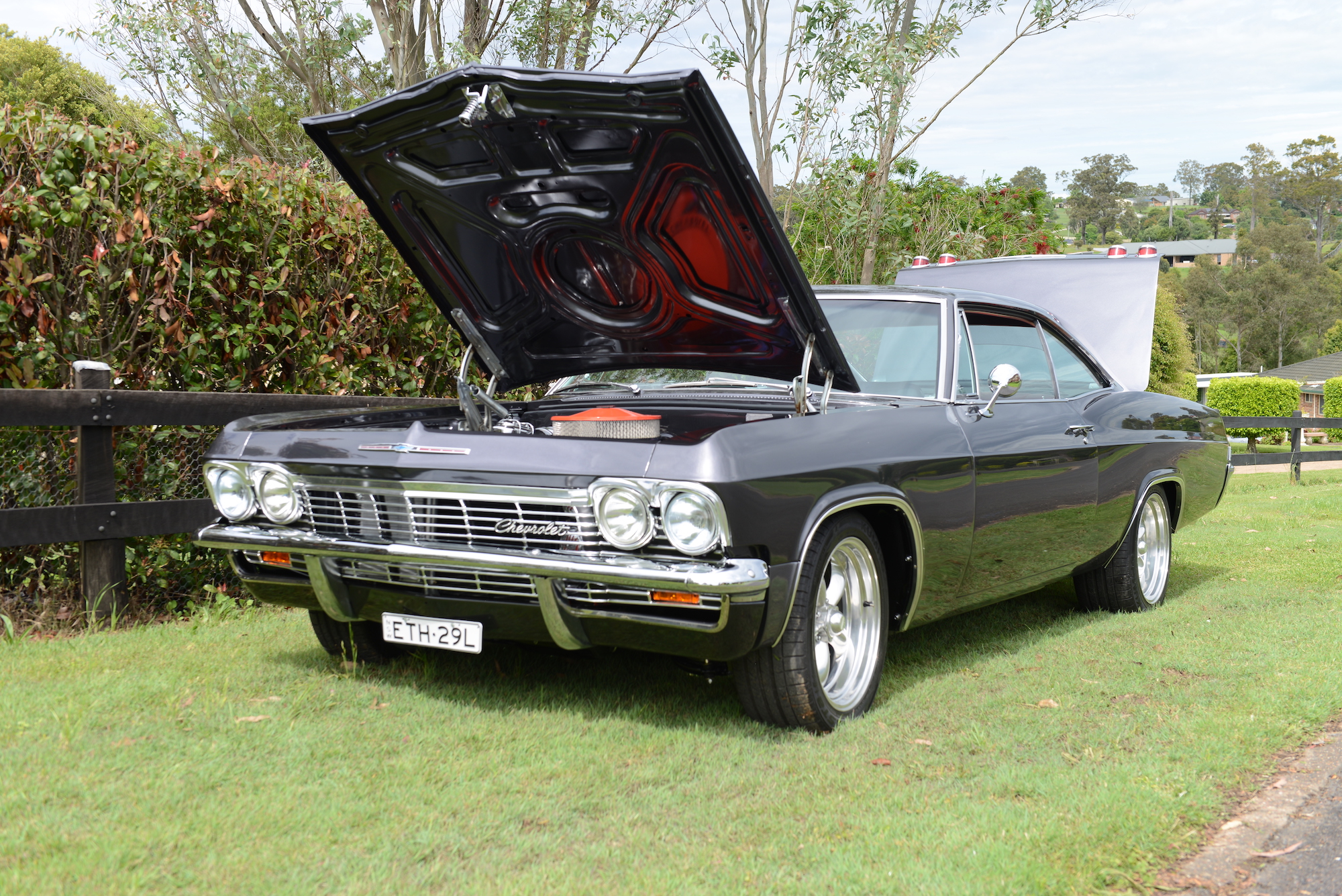 1965 CHEVROLET IMPALA - RESTOMOD