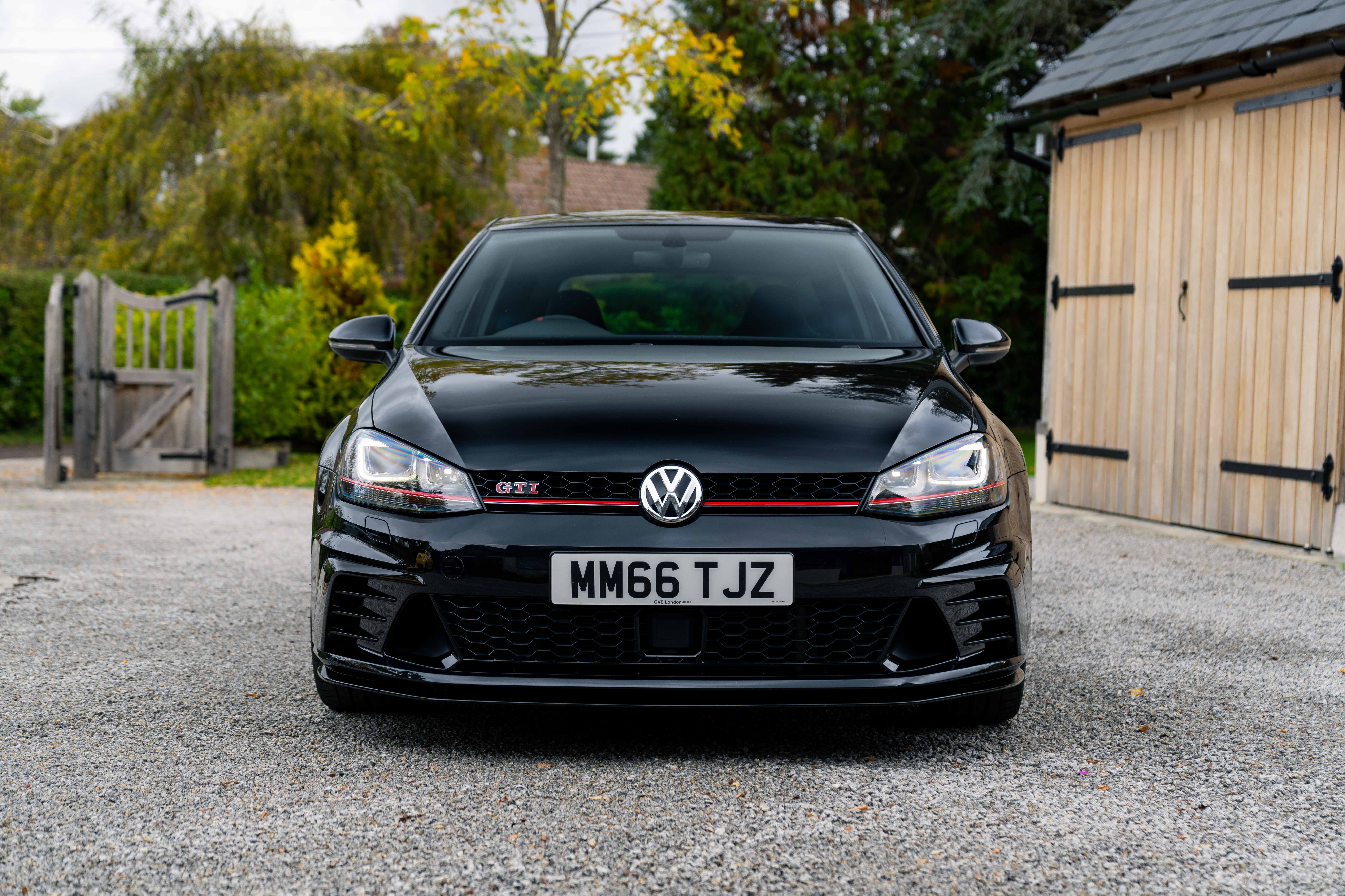 2016 VOLKSWAGEN GOLF (MK7) GTI CLUBSPORT S - 13,285 MILES for sale by ...