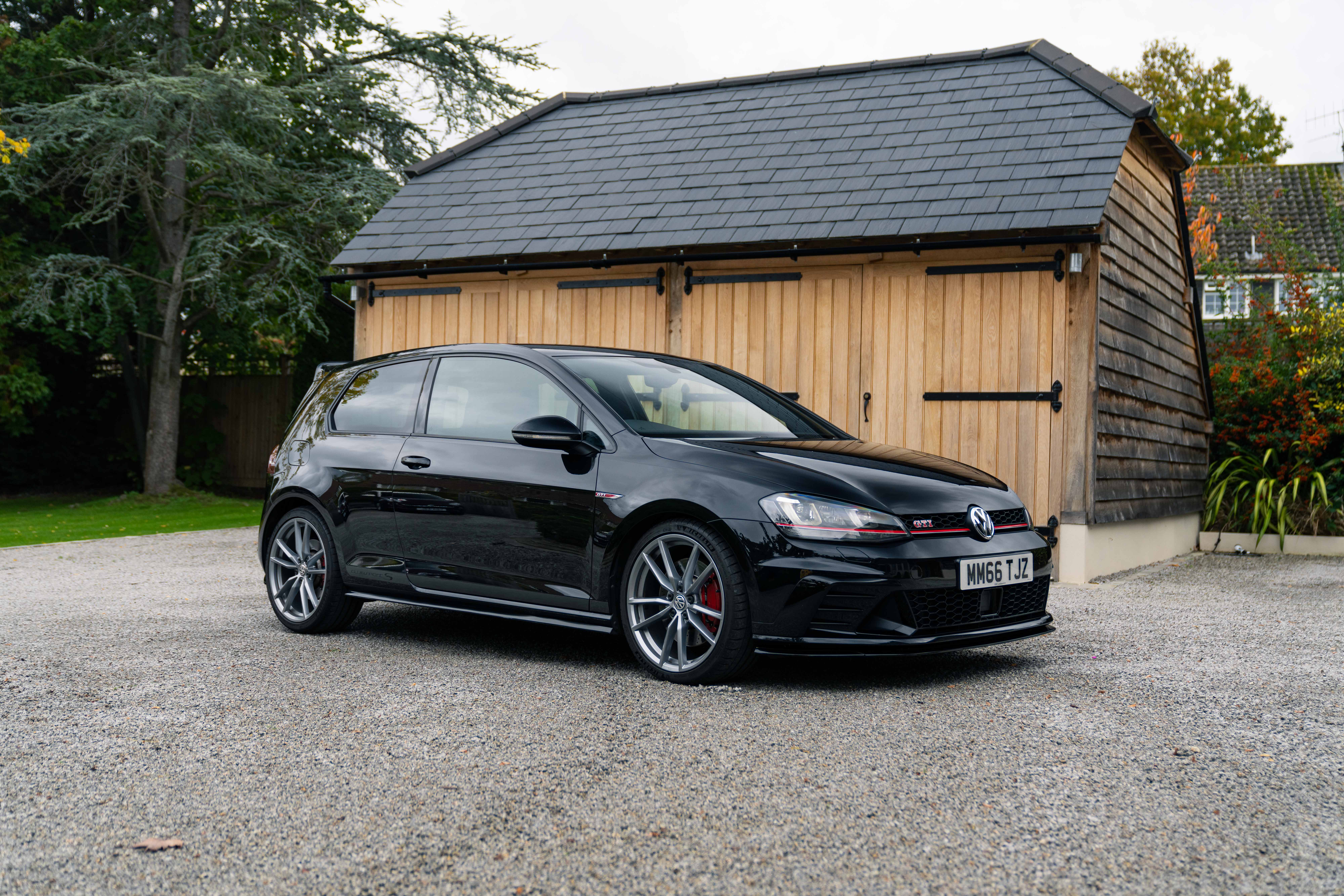 2016 VOLKSWAGEN GOLF (MK7) GTI CLUBSPORT S - 13,285 MILES for sale by ...