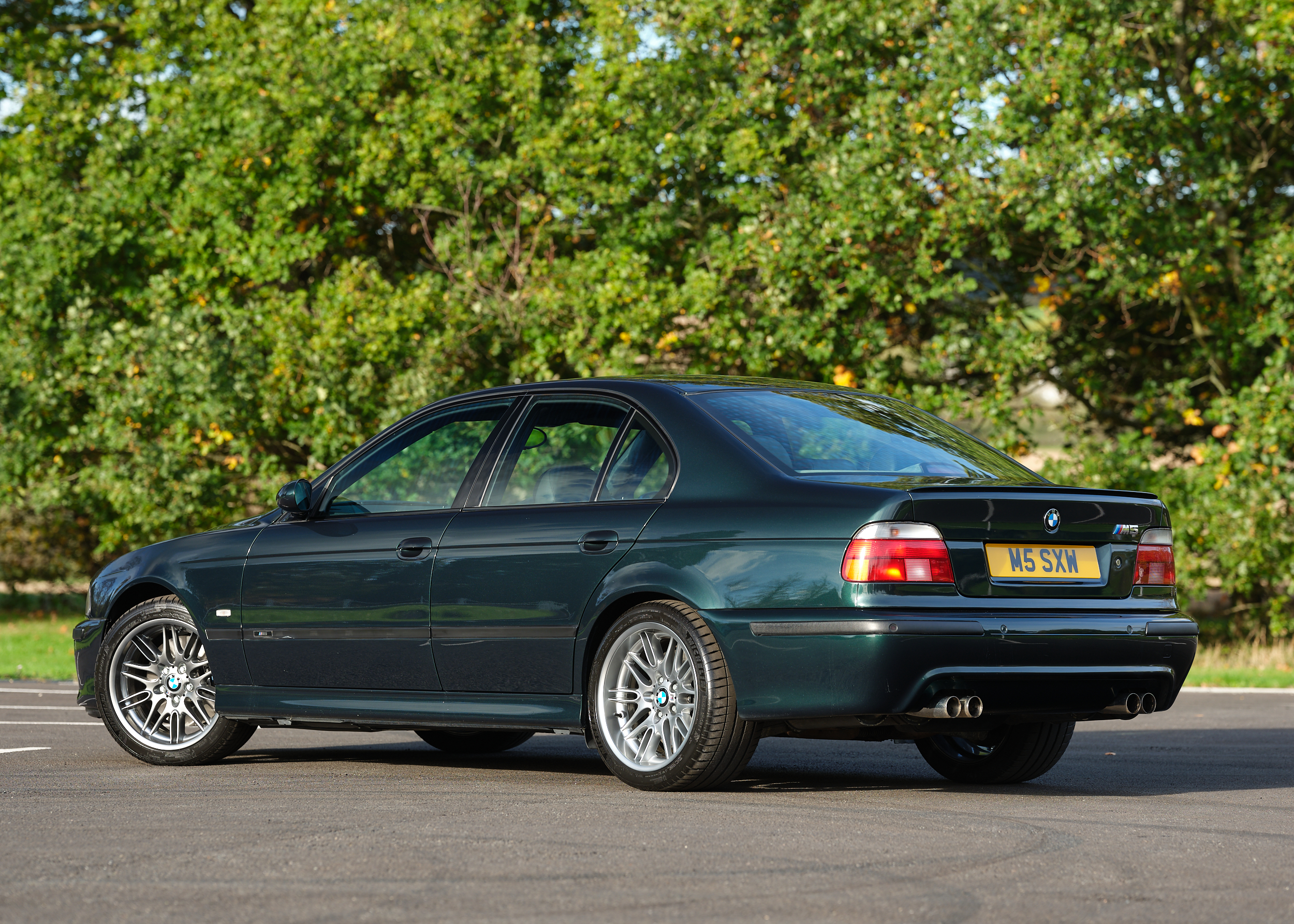 2000 BMW (E39) M5