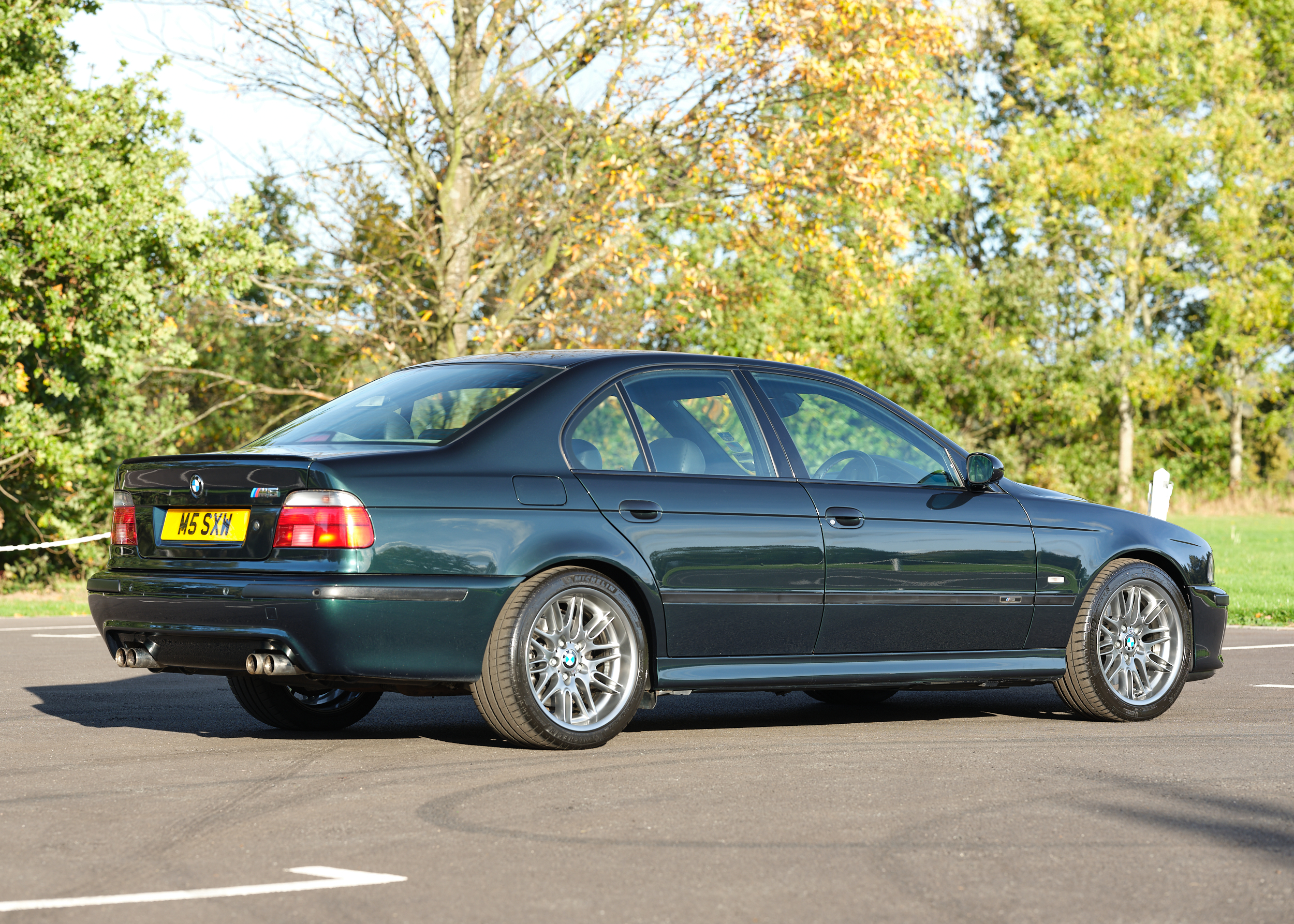 2000 BMW (E39) M5