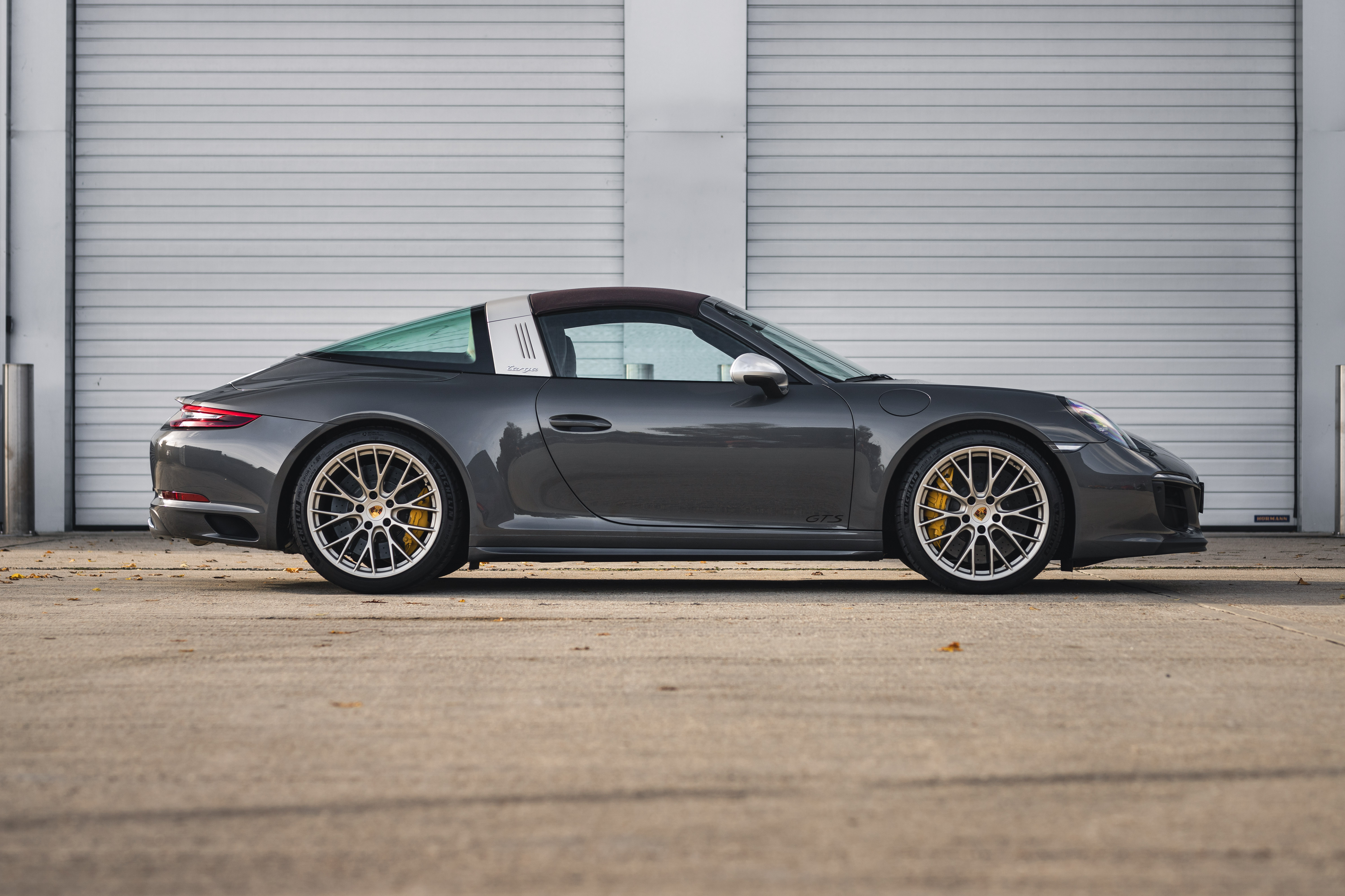 2019 PORSCHE 911 (991.2) TARGA 4 GTS - EXCLUSIVE MANUFAKTUR EDITION