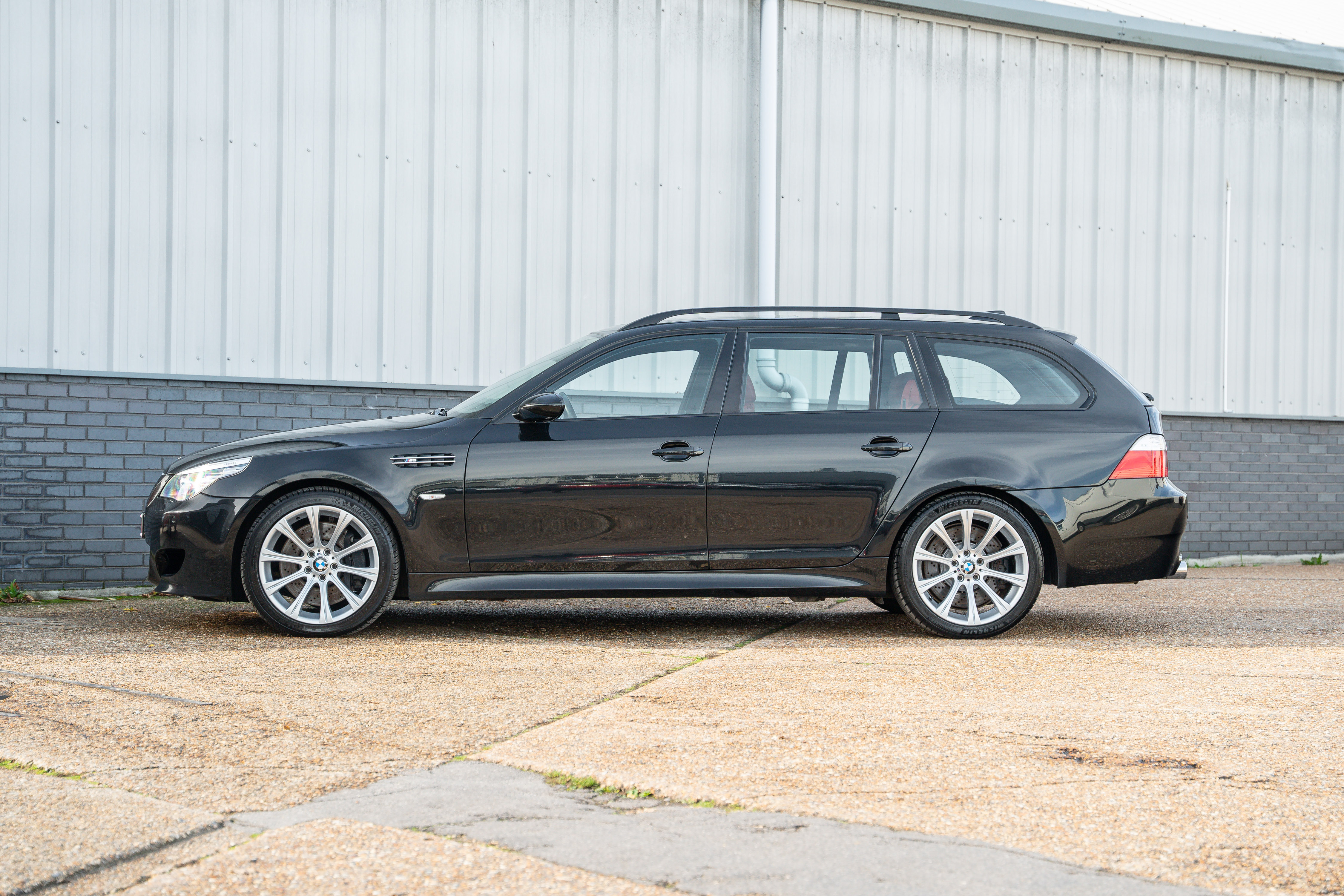 2007 BMW (E61) M5 TOURING