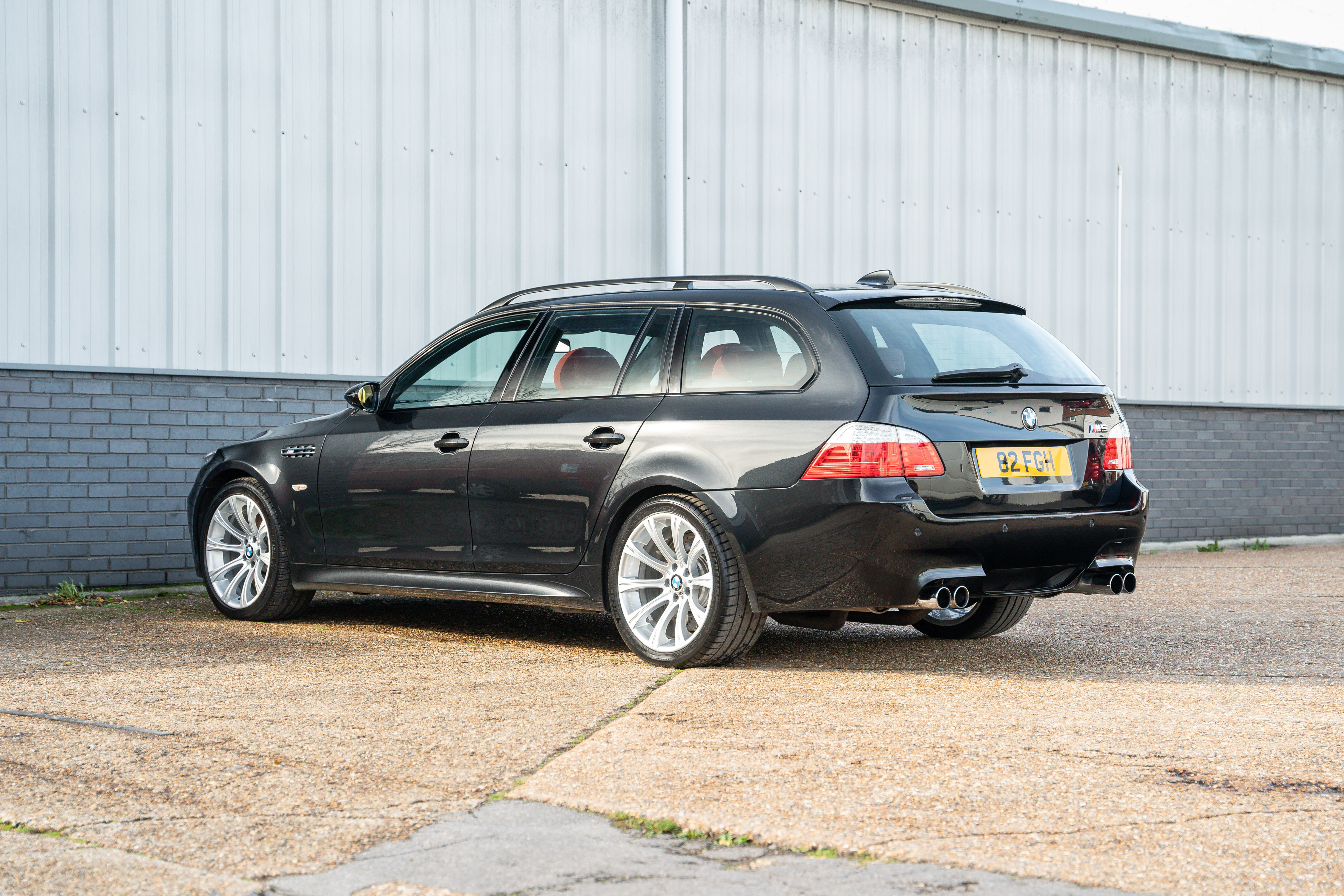 2007 BMW (E61) M5 TOURING