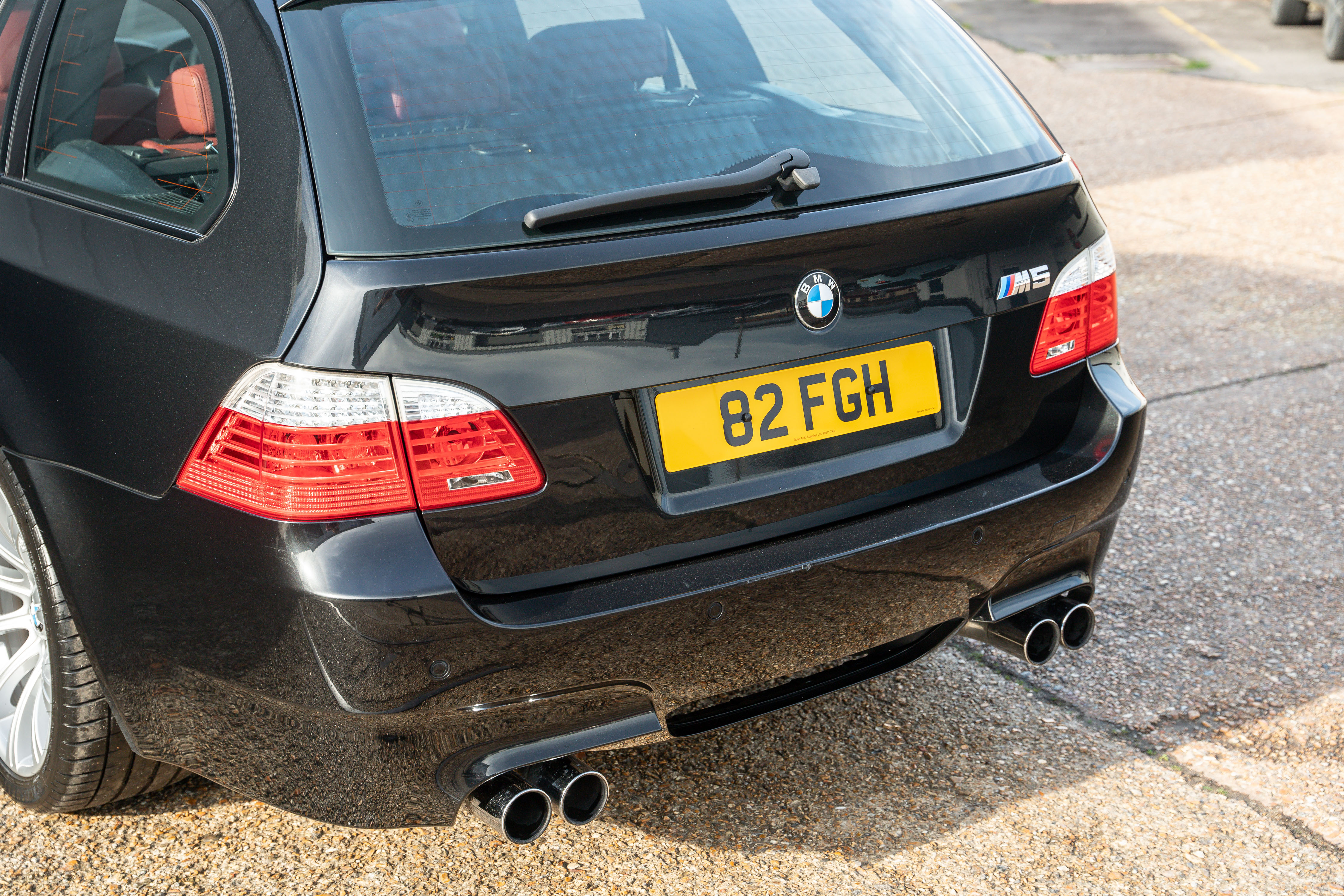 2007 BMW (E61) M5 TOURING
