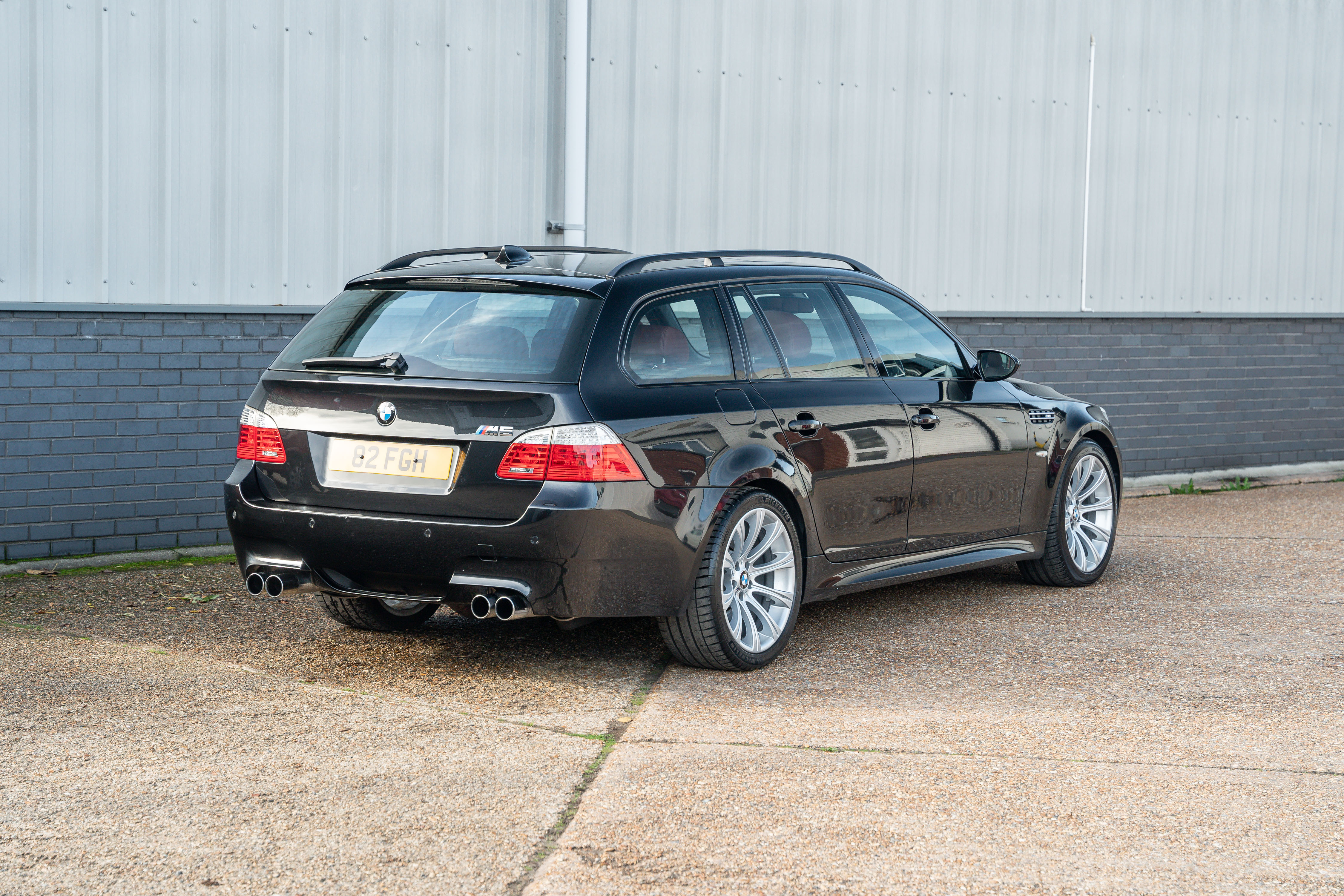 2007 BMW (E61) M5 TOURING