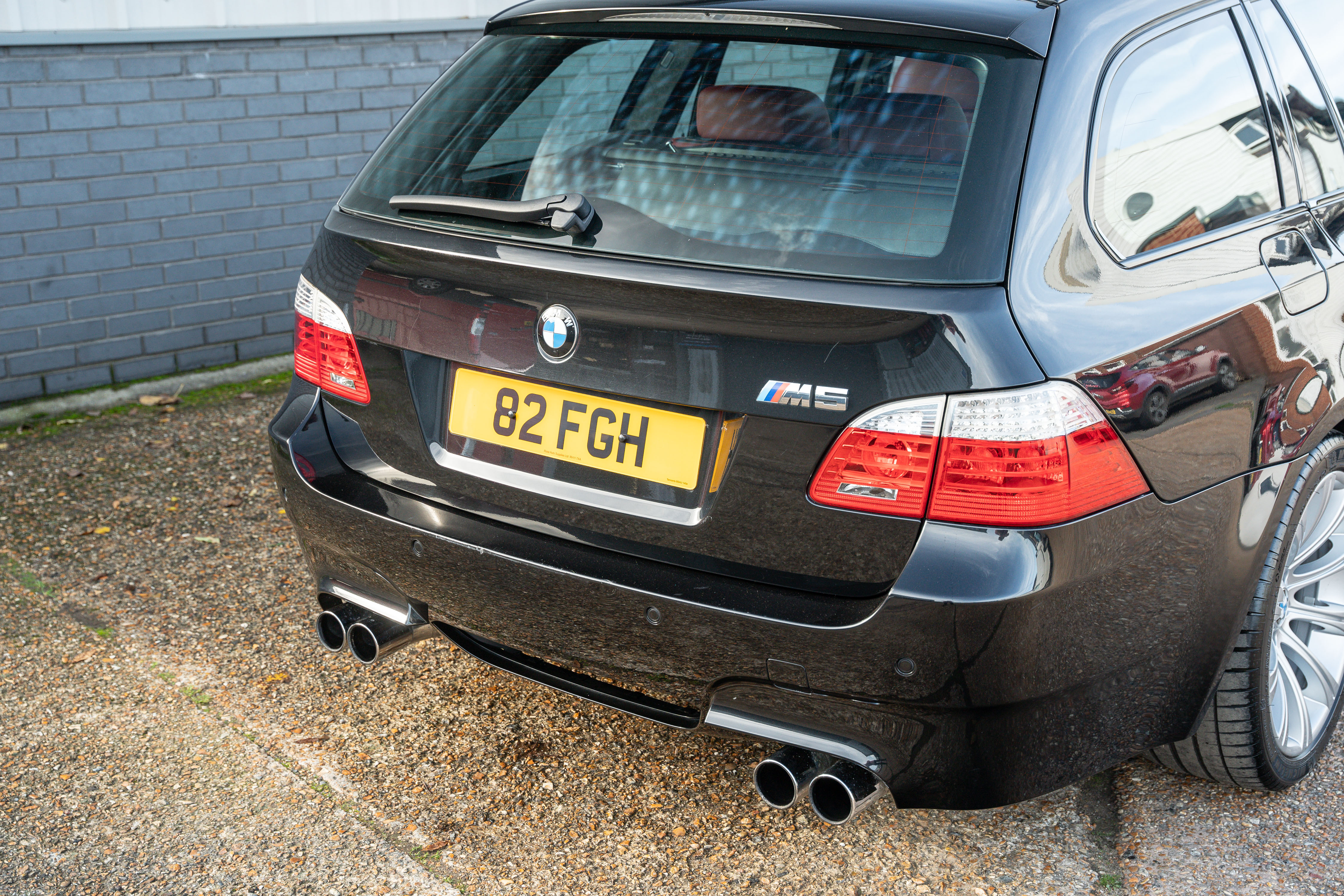 2007 BMW (E61) M5 TOURING