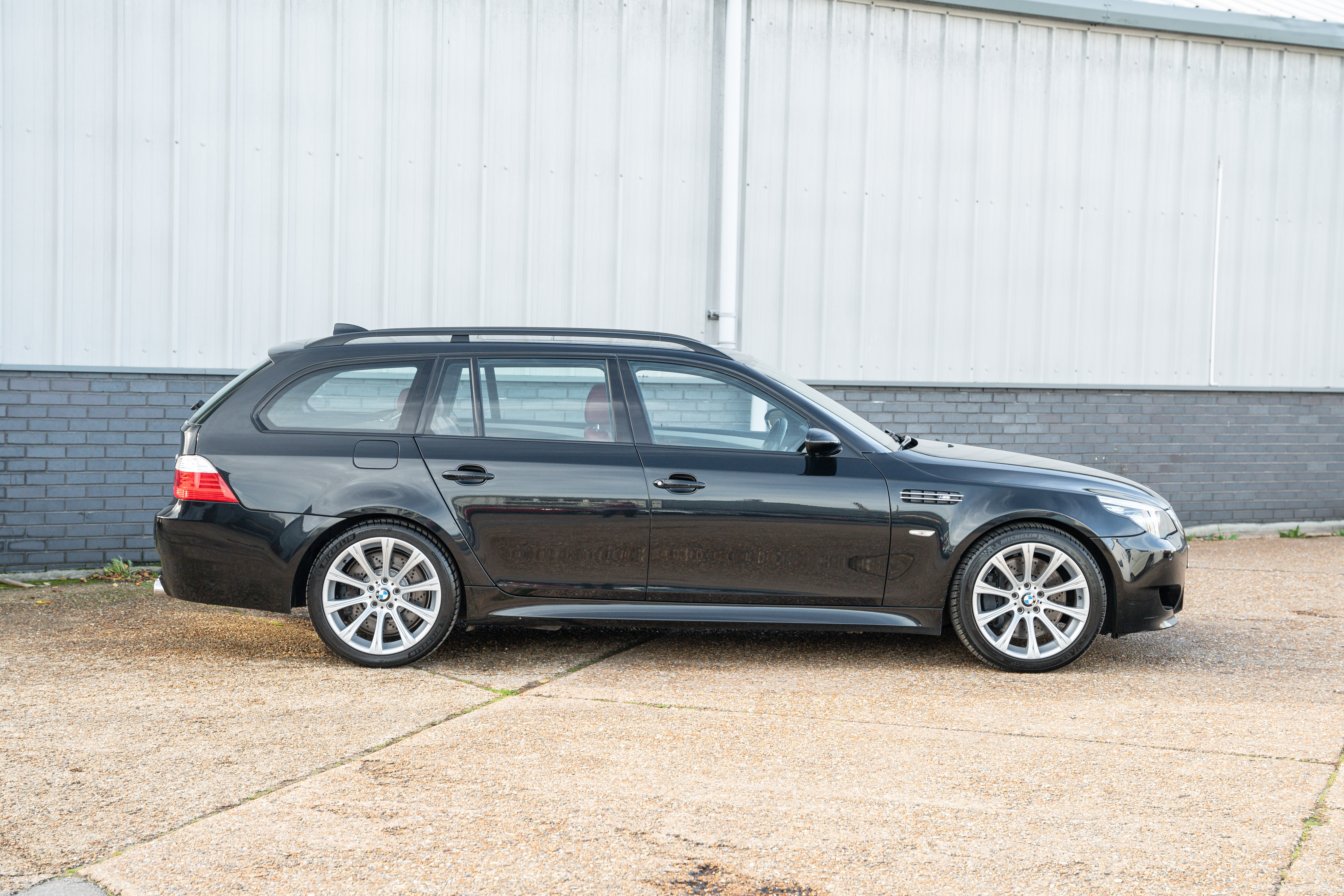 2007 BMW (E61) M5 TOURING