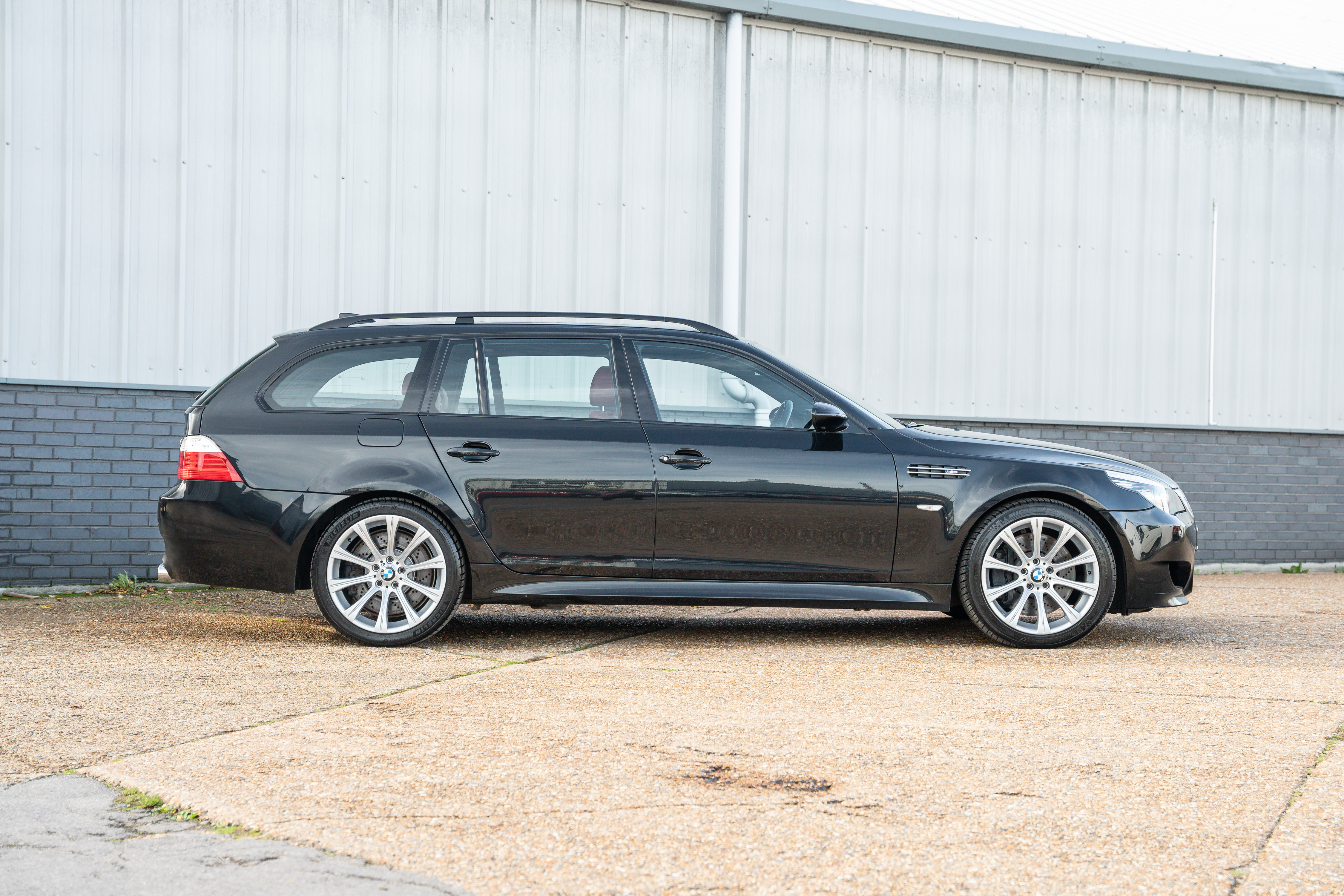 2007 BMW (E61) M5 TOURING