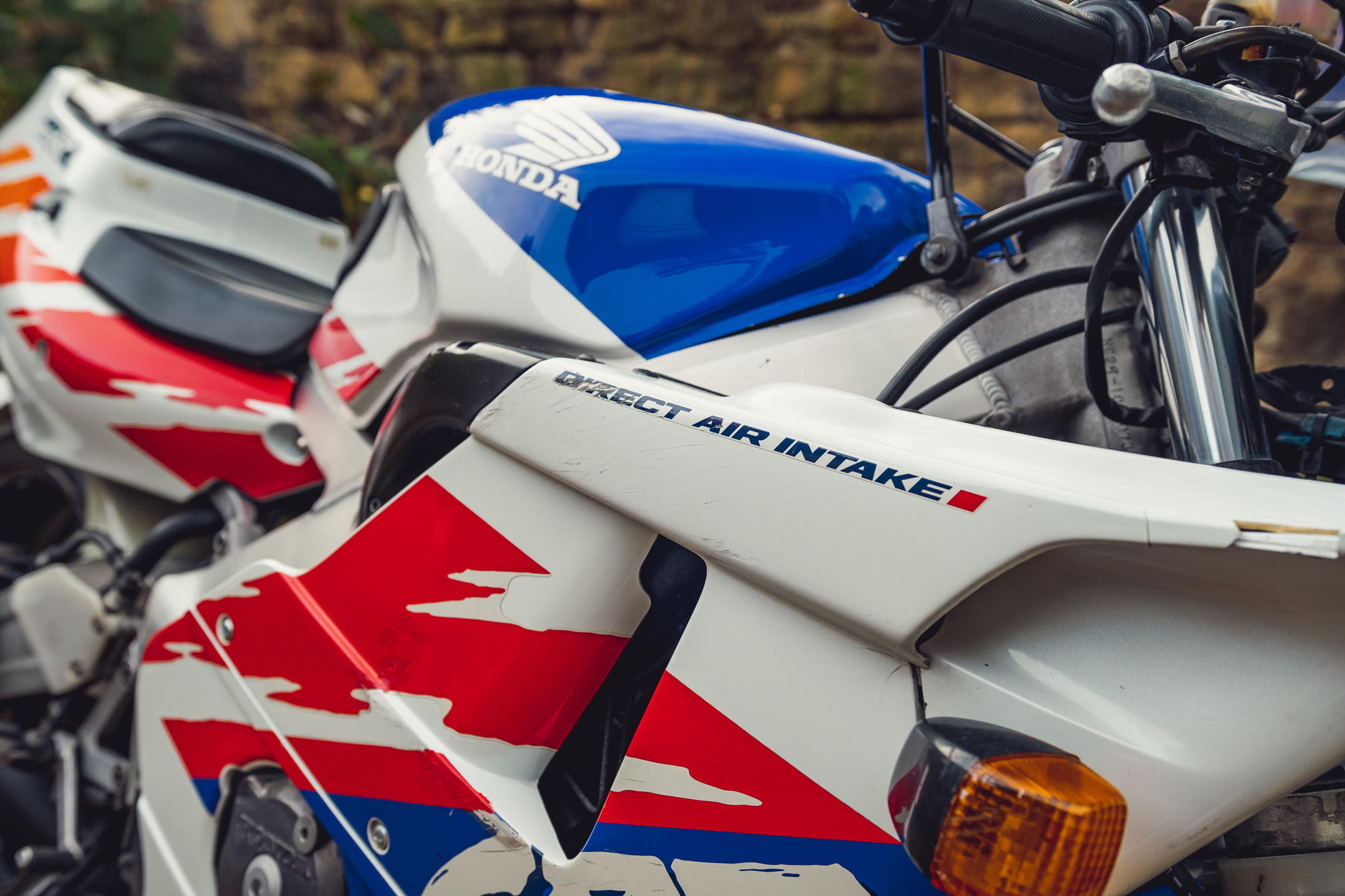 1992 HONDA CBR400RR (NC29)