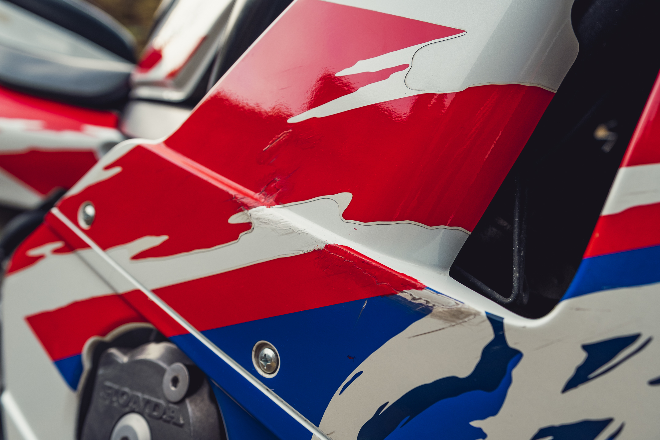 1992 HONDA CBR400RR (NC29)