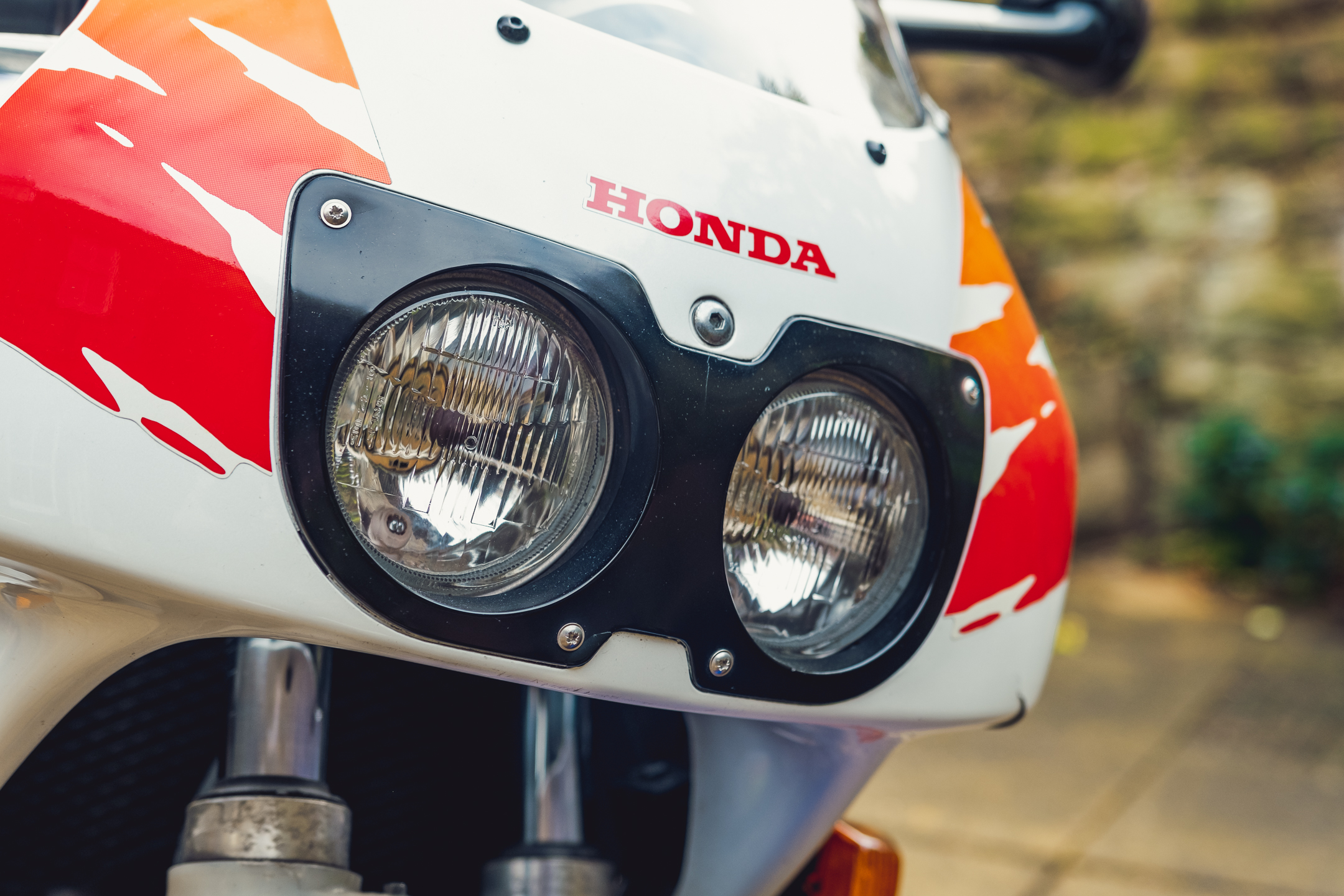 1992 HONDA CBR400RR (NC29)