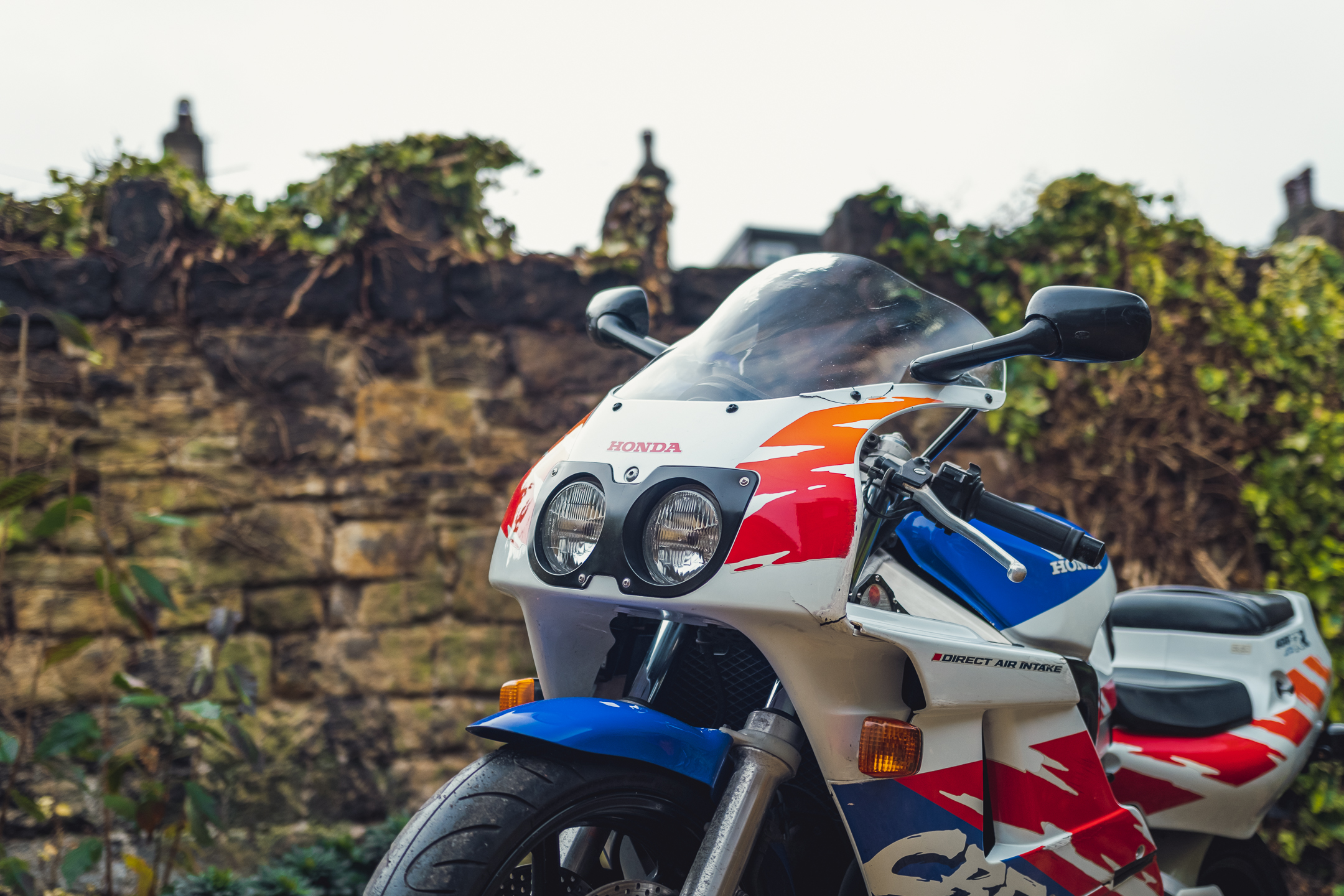 1992 HONDA CBR400RR (NC29)